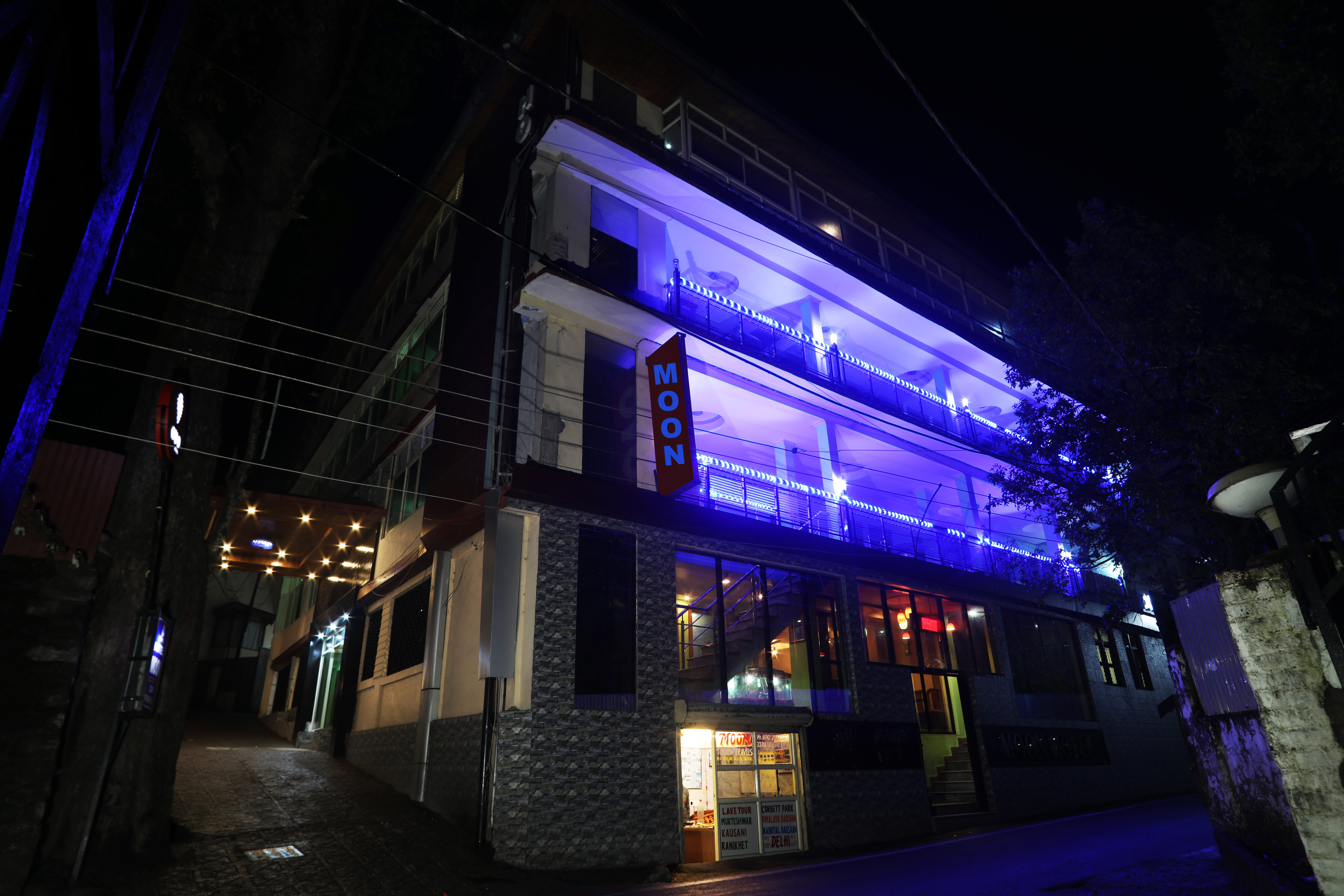 Hotel Moon - Nainital