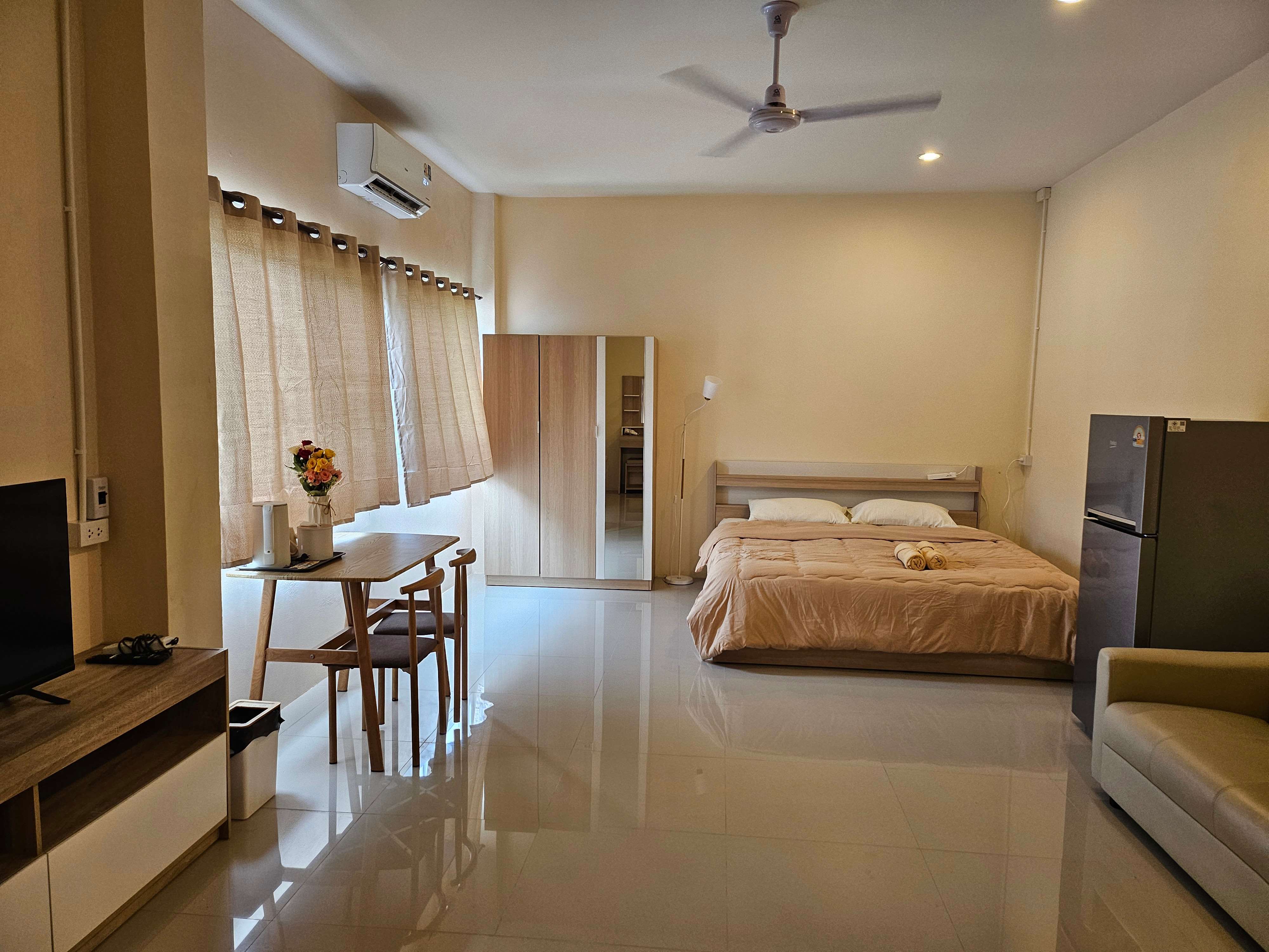 Skypearl Guesthouse & Pub - Ko Tao