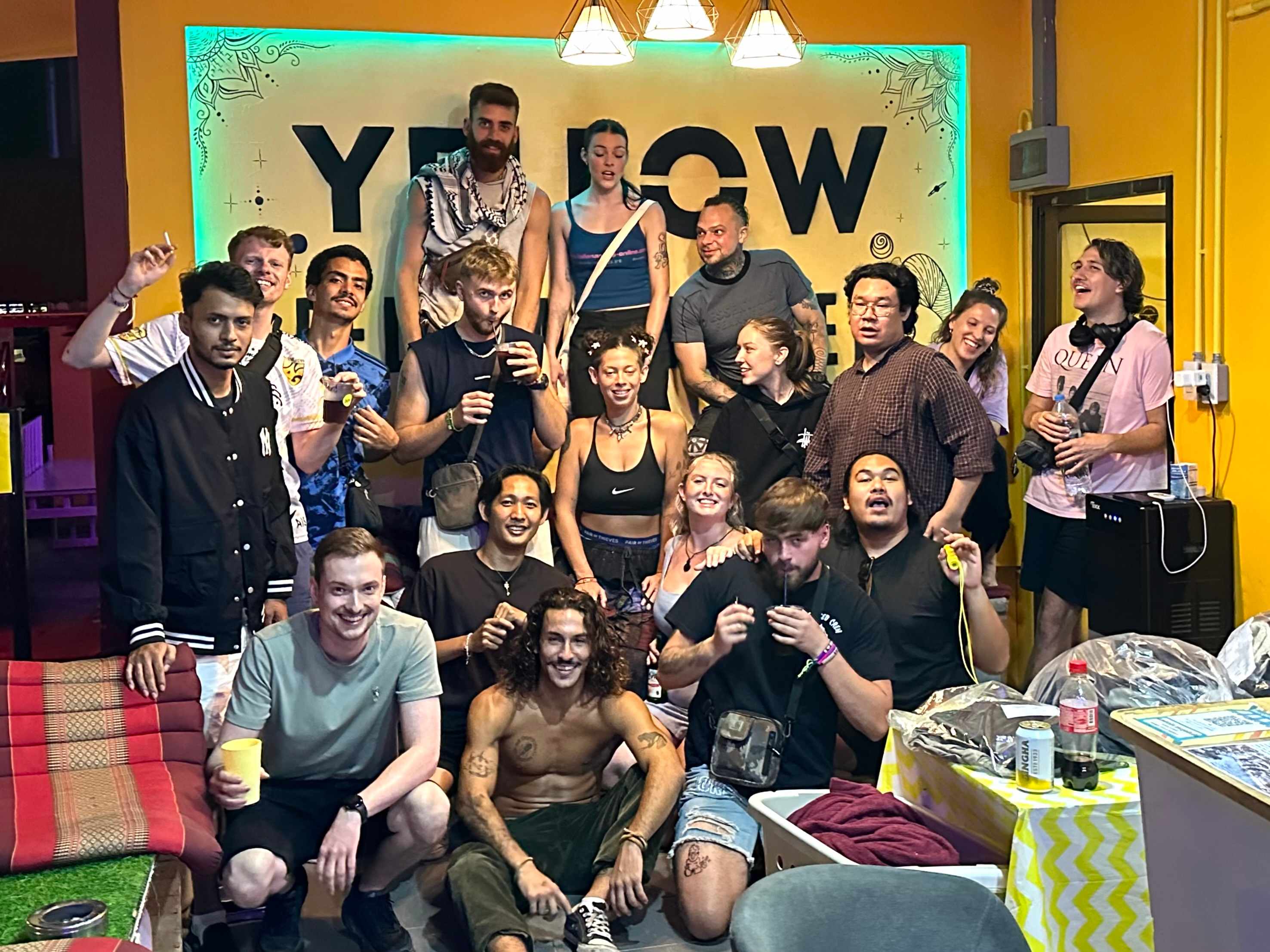 Yellow Fellow Hostel - Chiang Mai