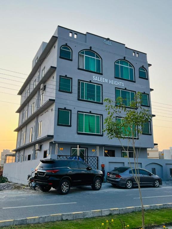 The Luxury Girls Hostel - Lda Avenue - 