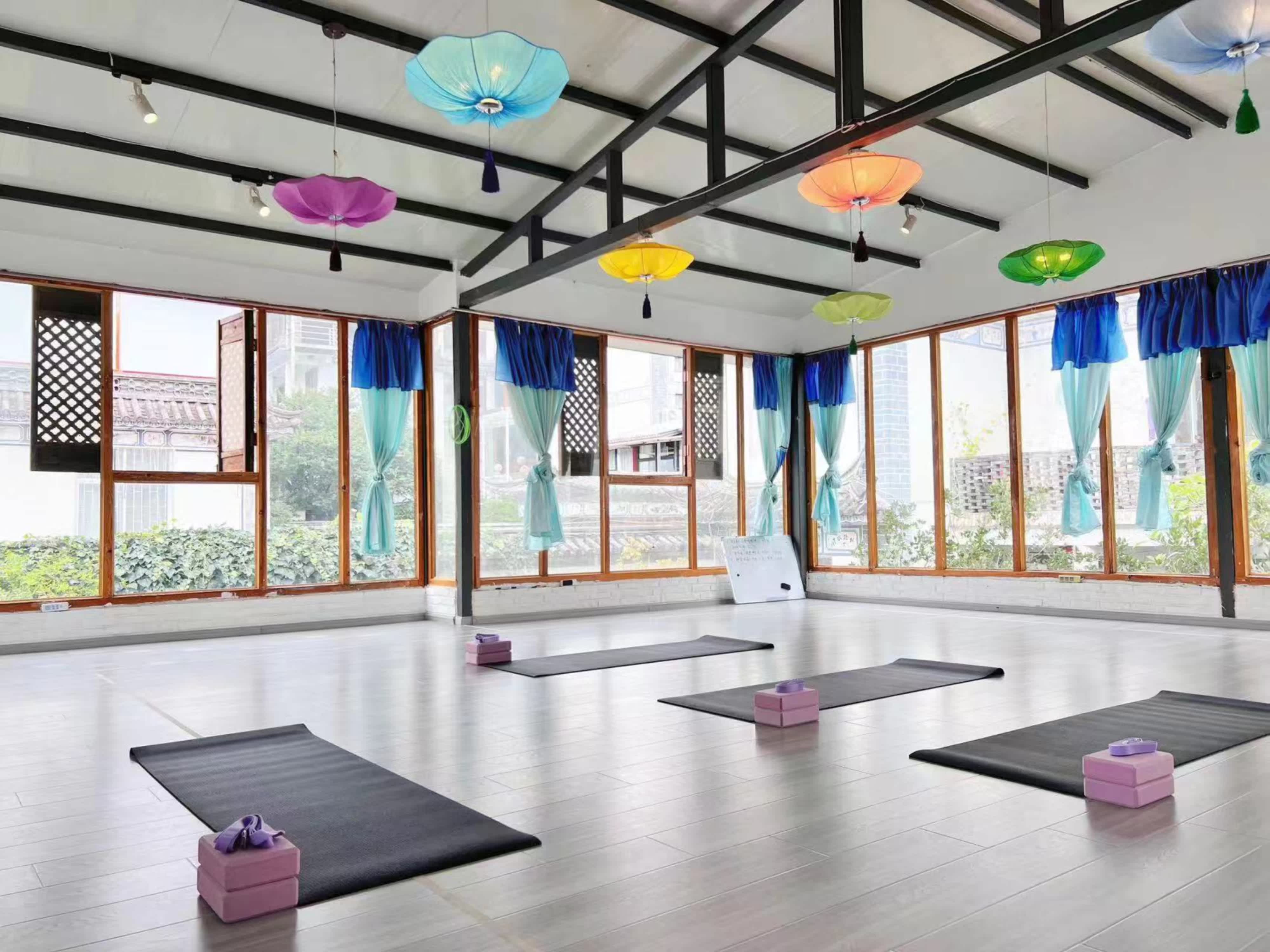 The Lily Internatioanl Youth Hostel - Dali