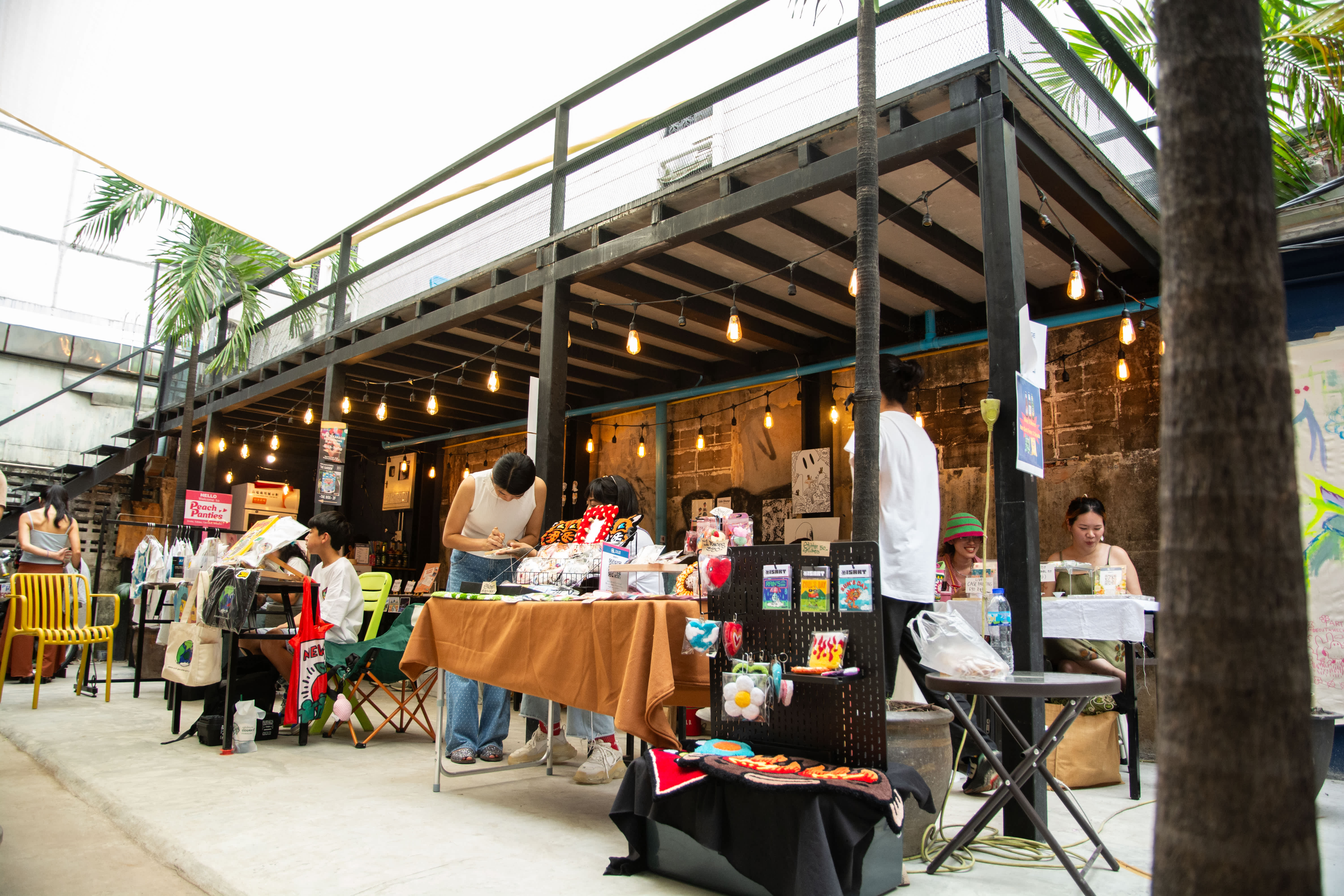 Area81 Hideout Hostel - 방콕