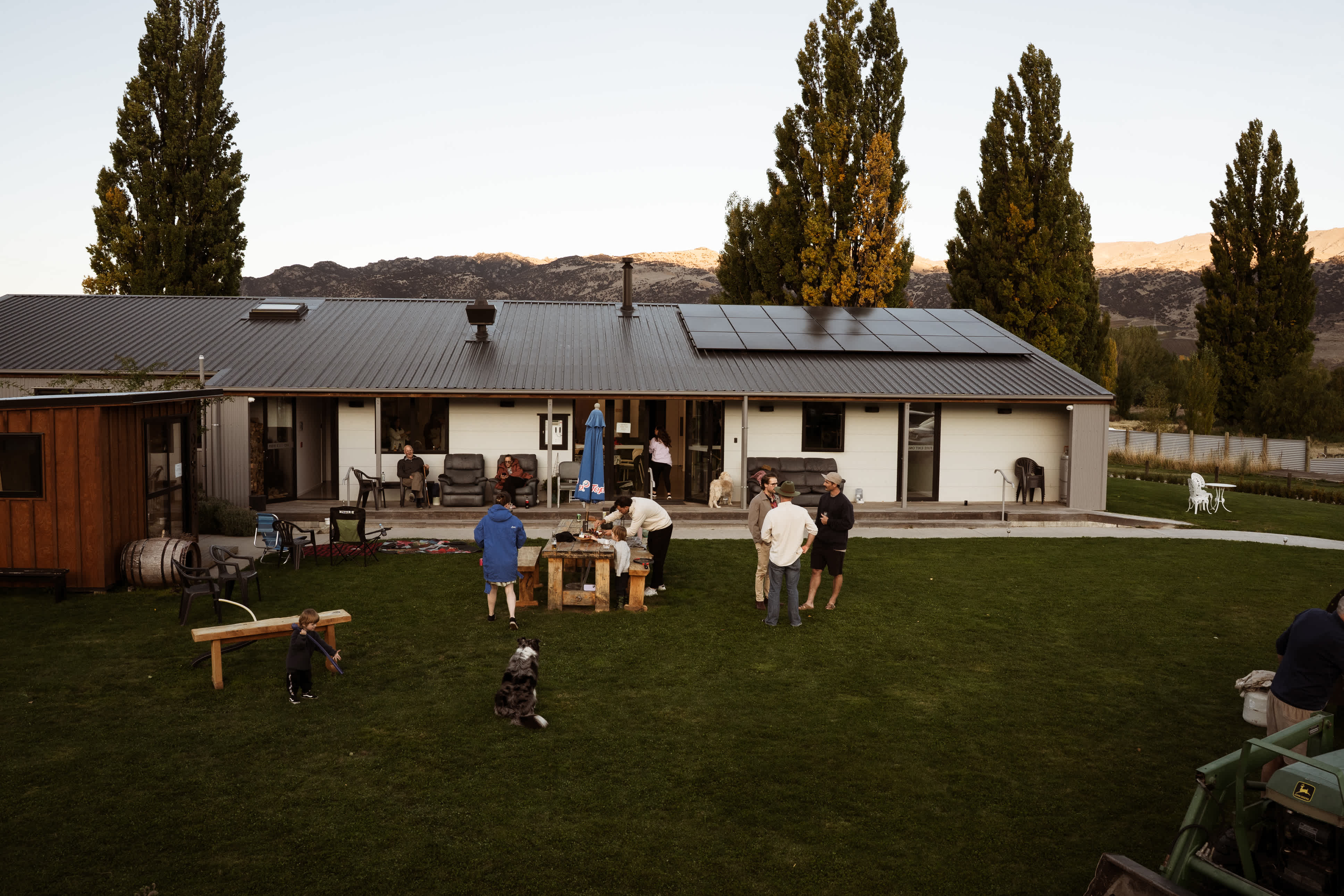 Pennys Drop Inn - Southland