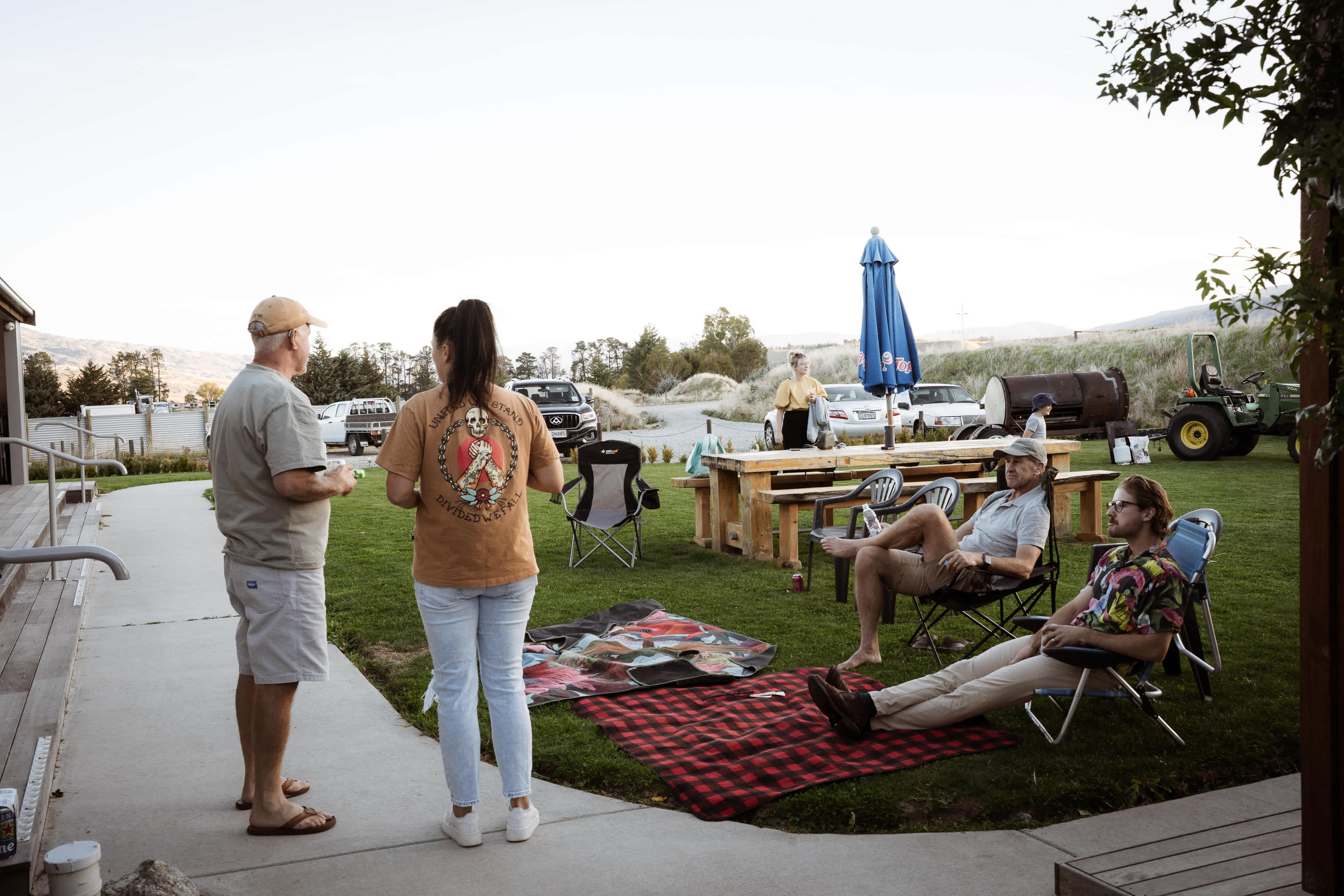 Pennys Drop Inn - Southland