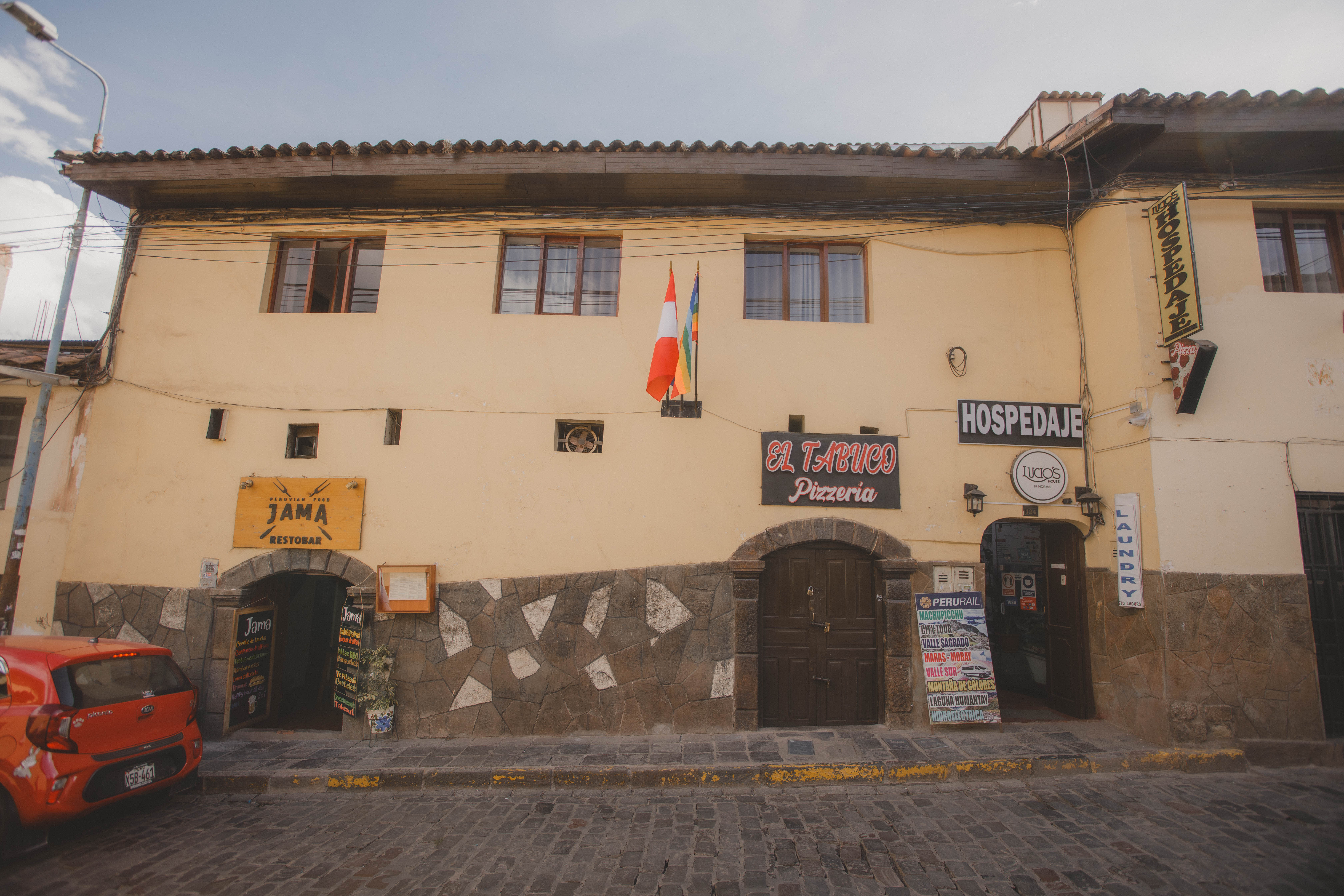 Lucios Hostal - Cuzco
