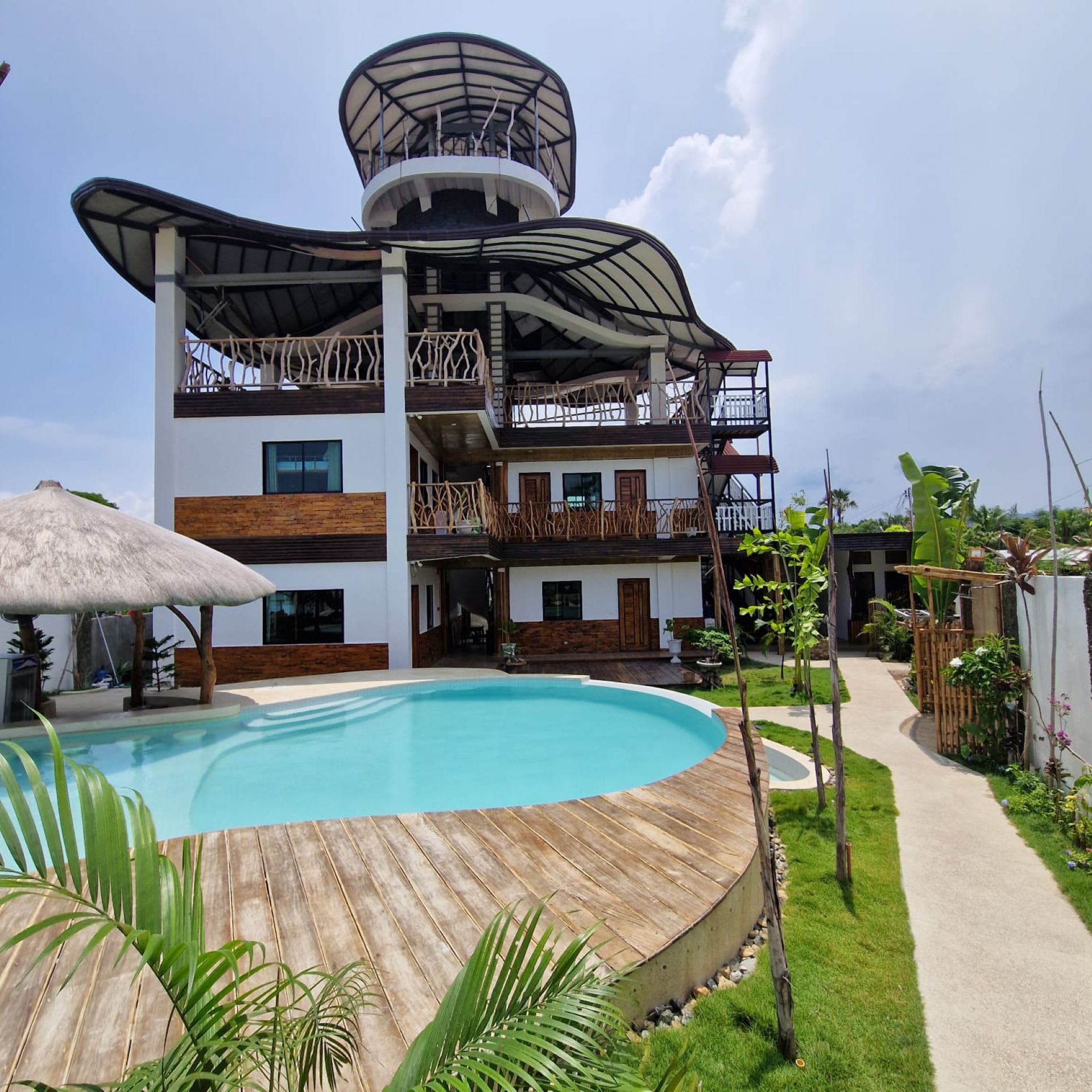 The Hat Trick Hostel - Moalboal