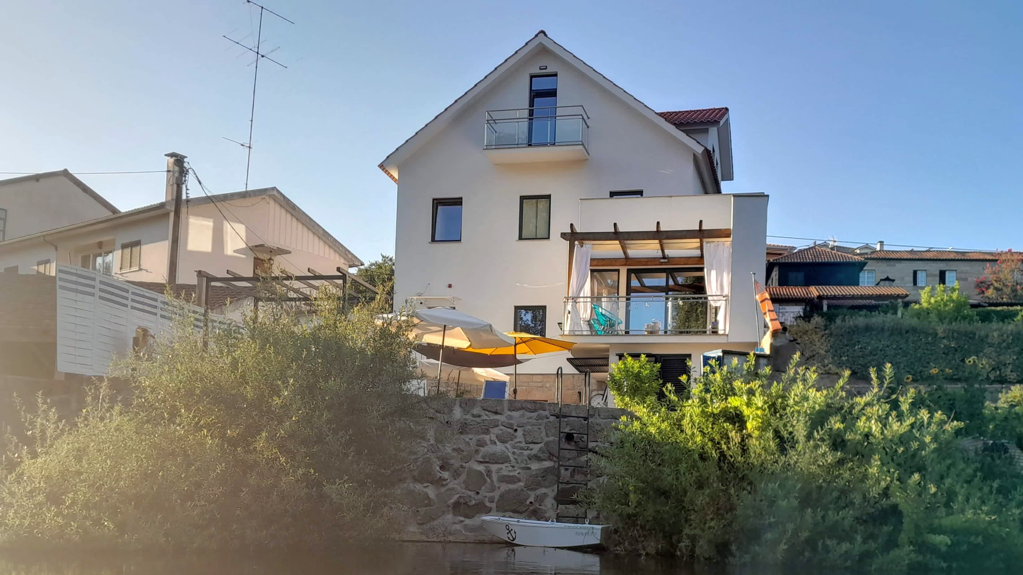 Insua Hostel - Viseu District