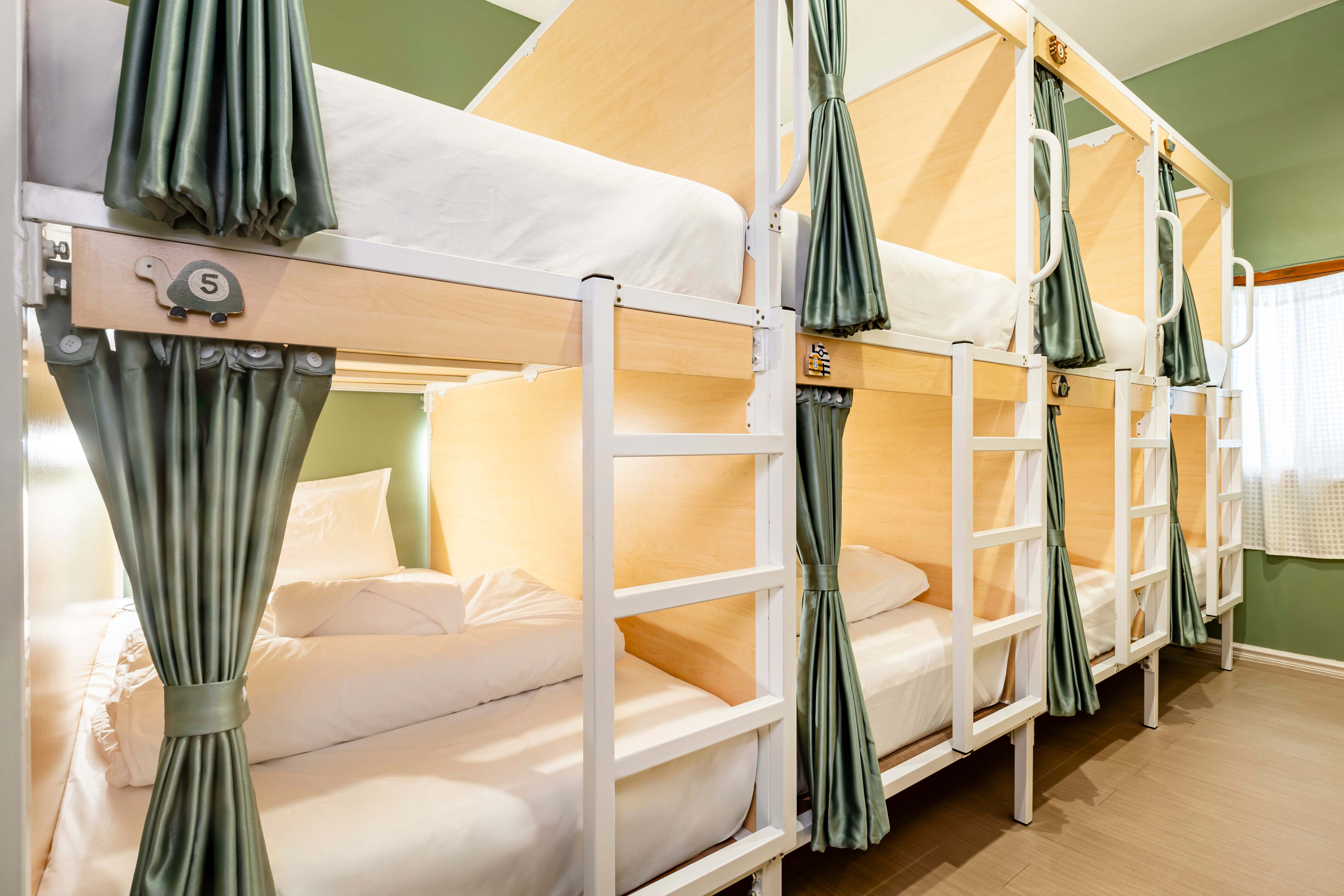 Sweett Lemon Hostel - Patong Beach