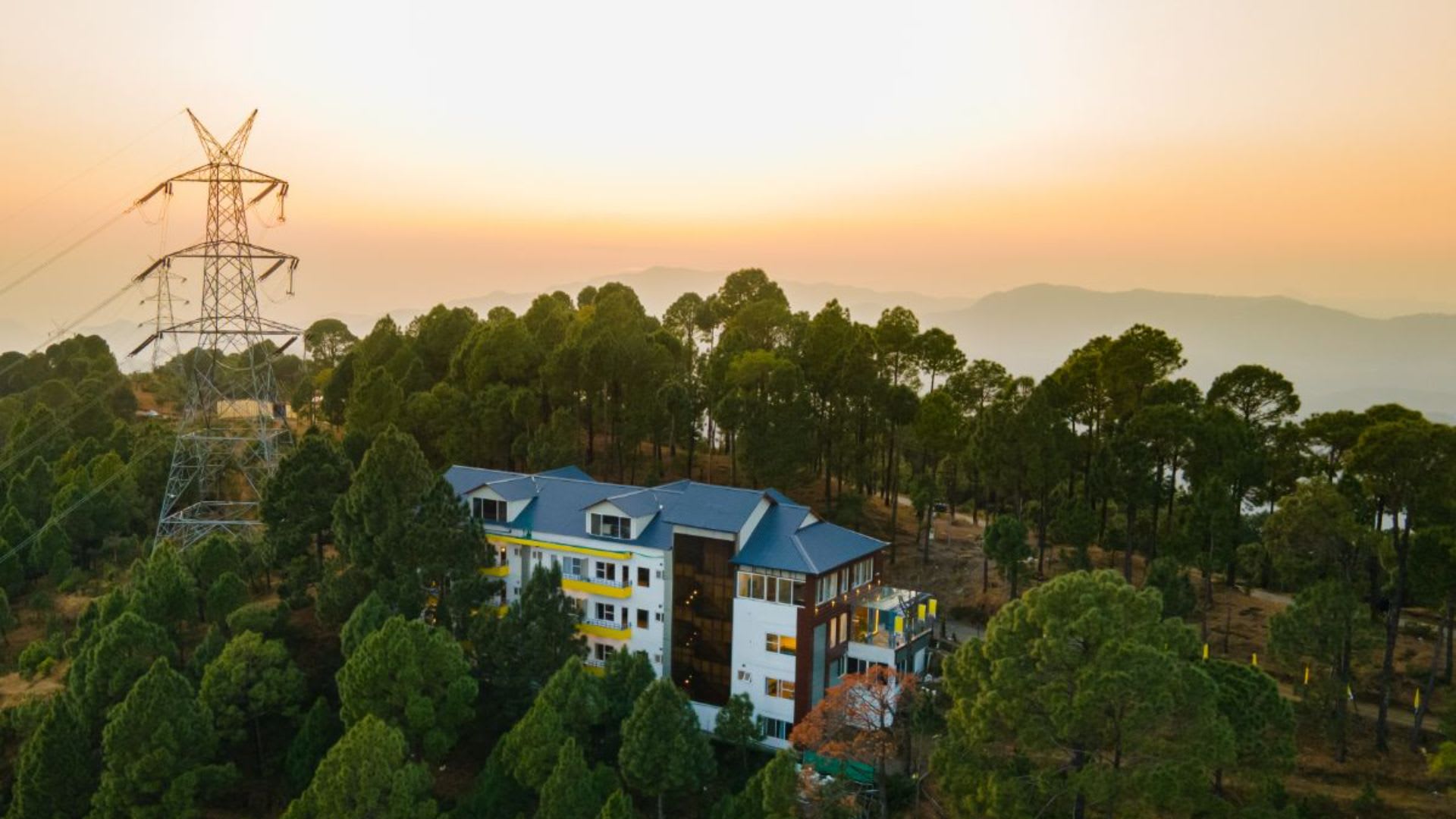 The Hosteller Lansdowne - Uttarakhand