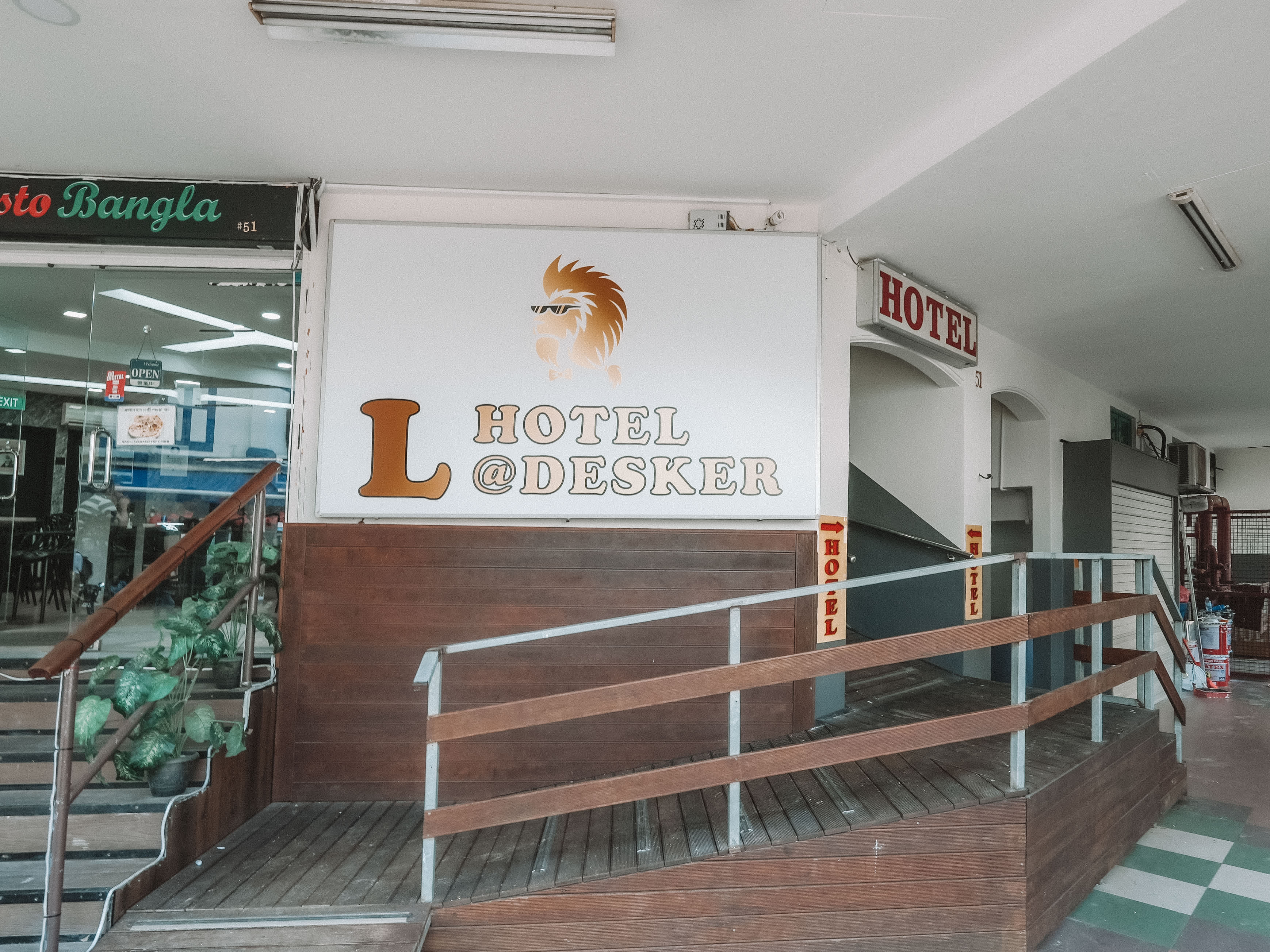 A Hotel Desker - 