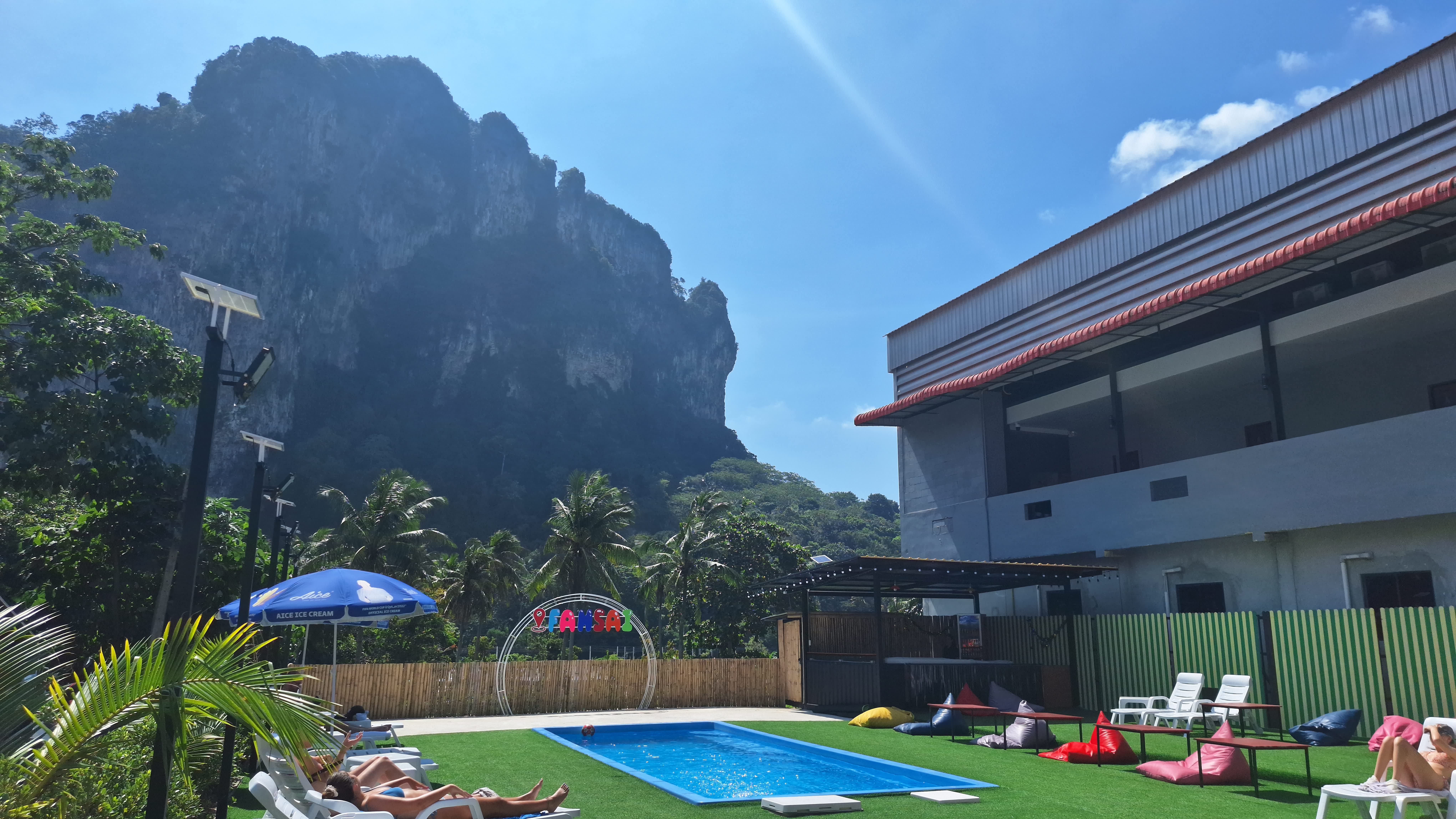 Fahsai Hostel - Krabi