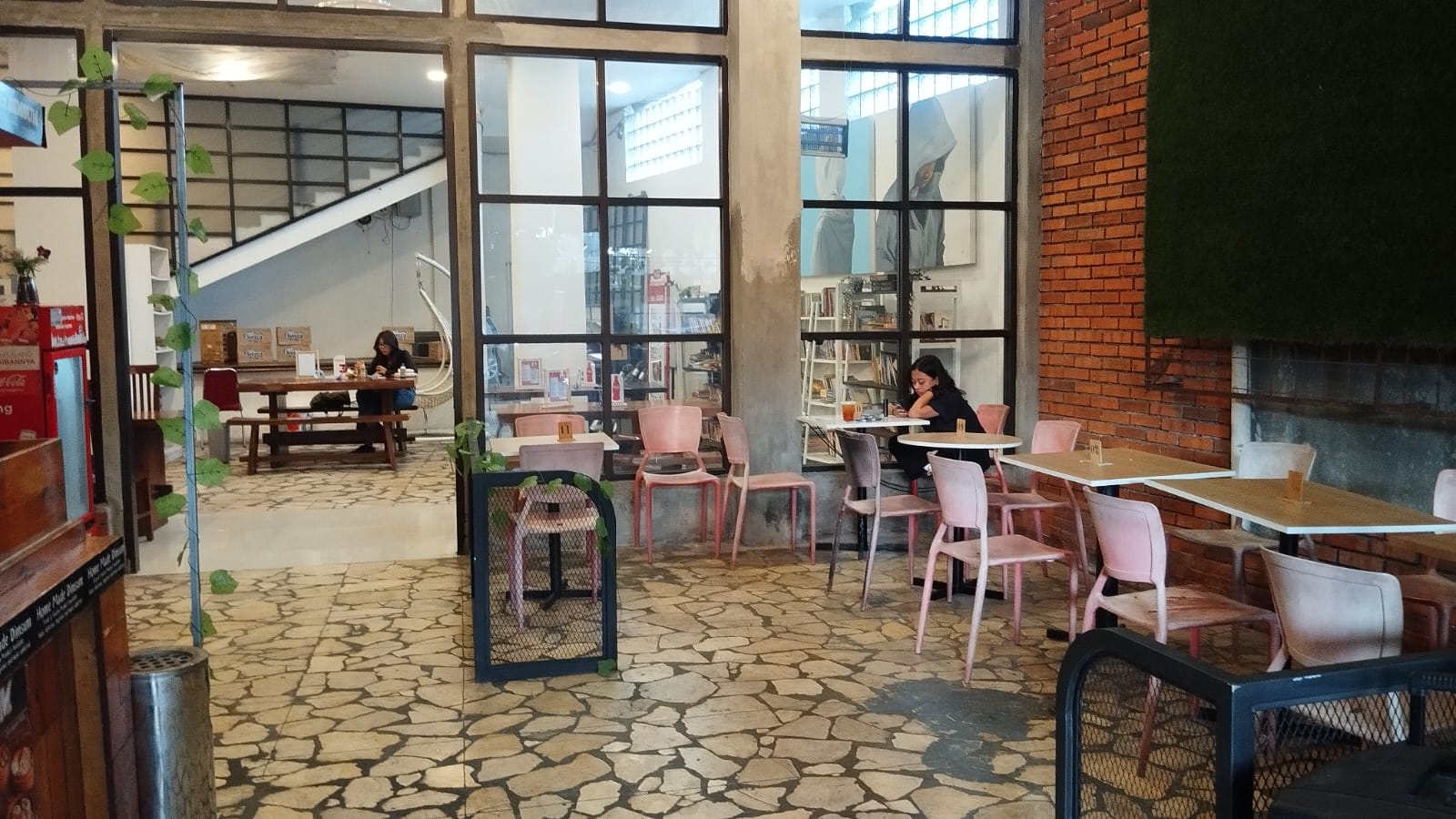 Bobosini Hostel - Bandung