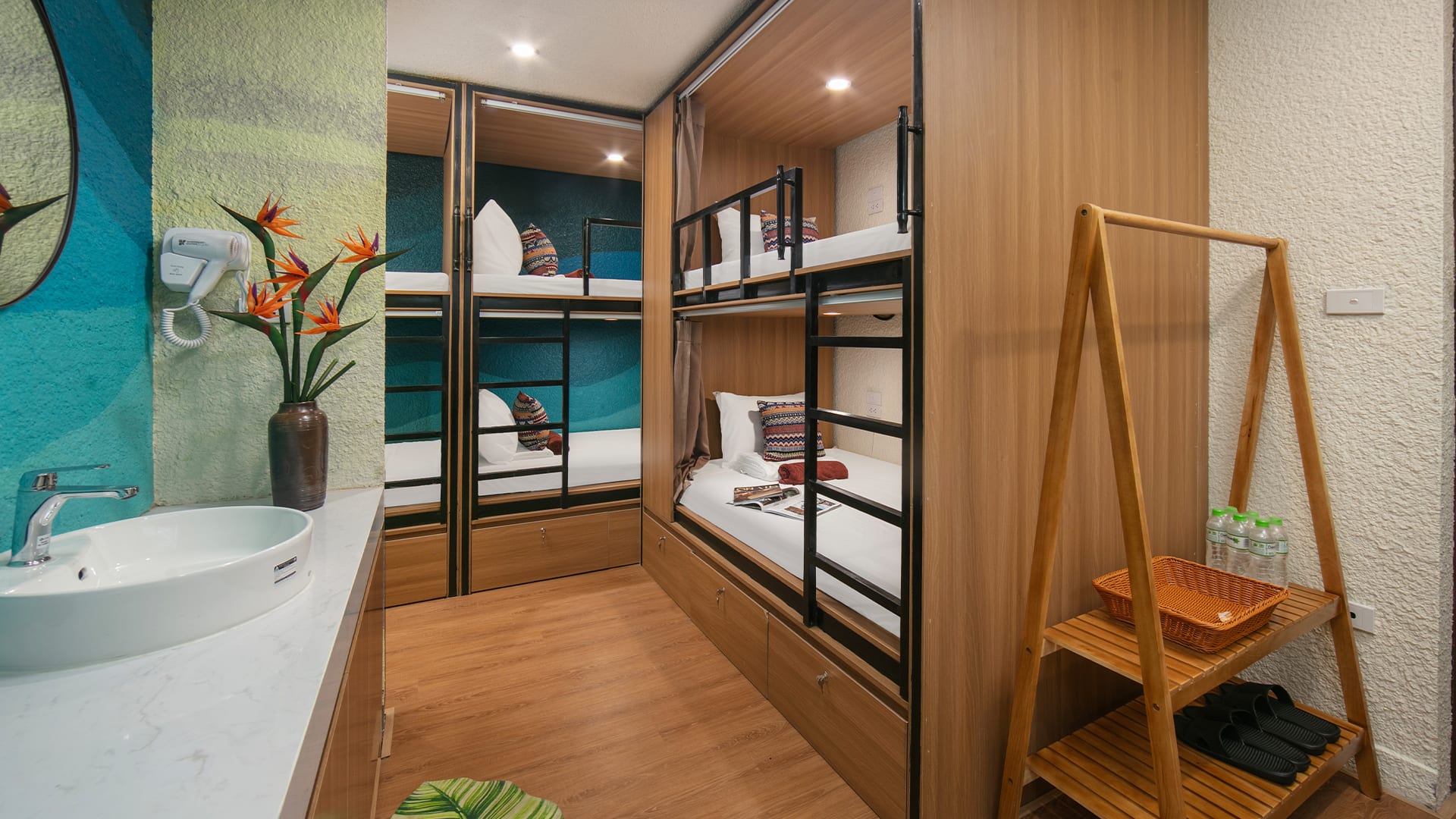 Wanderlust Station Hostel - Hanoi