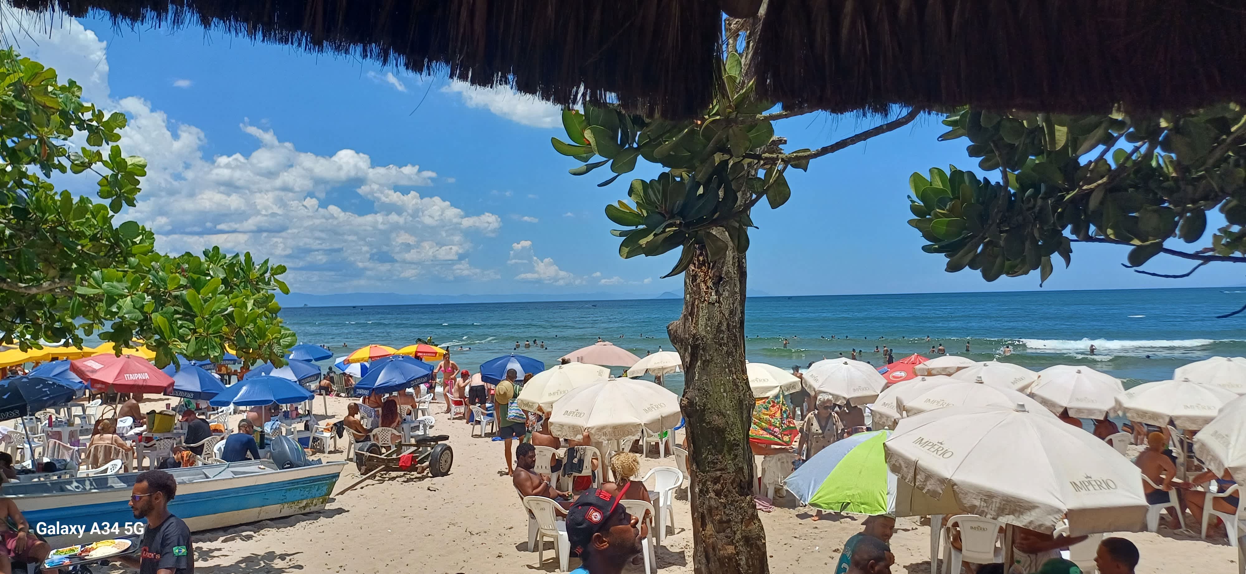 Val's Hostel - Santos