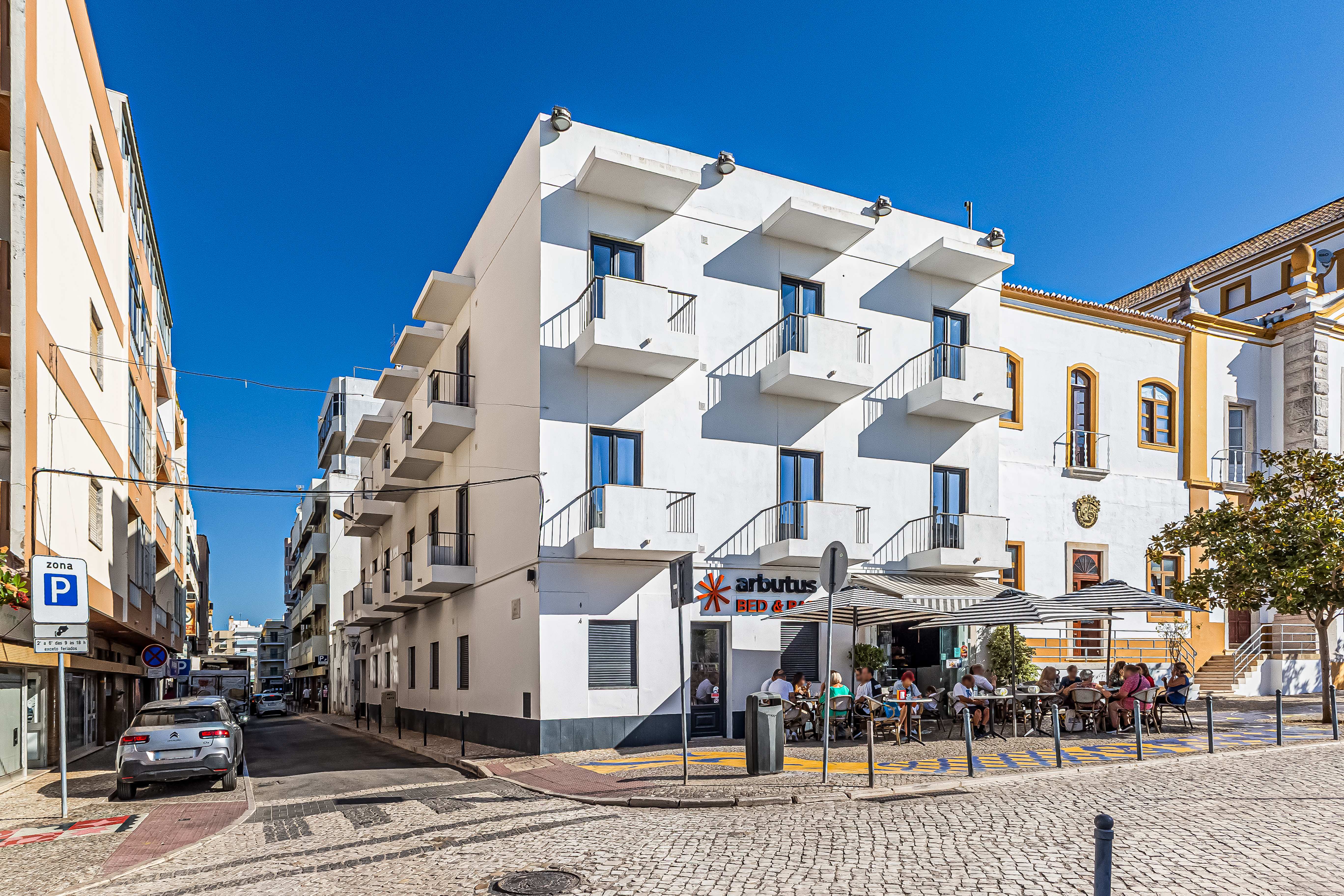 Arbutus Bed & Bar - Portimão