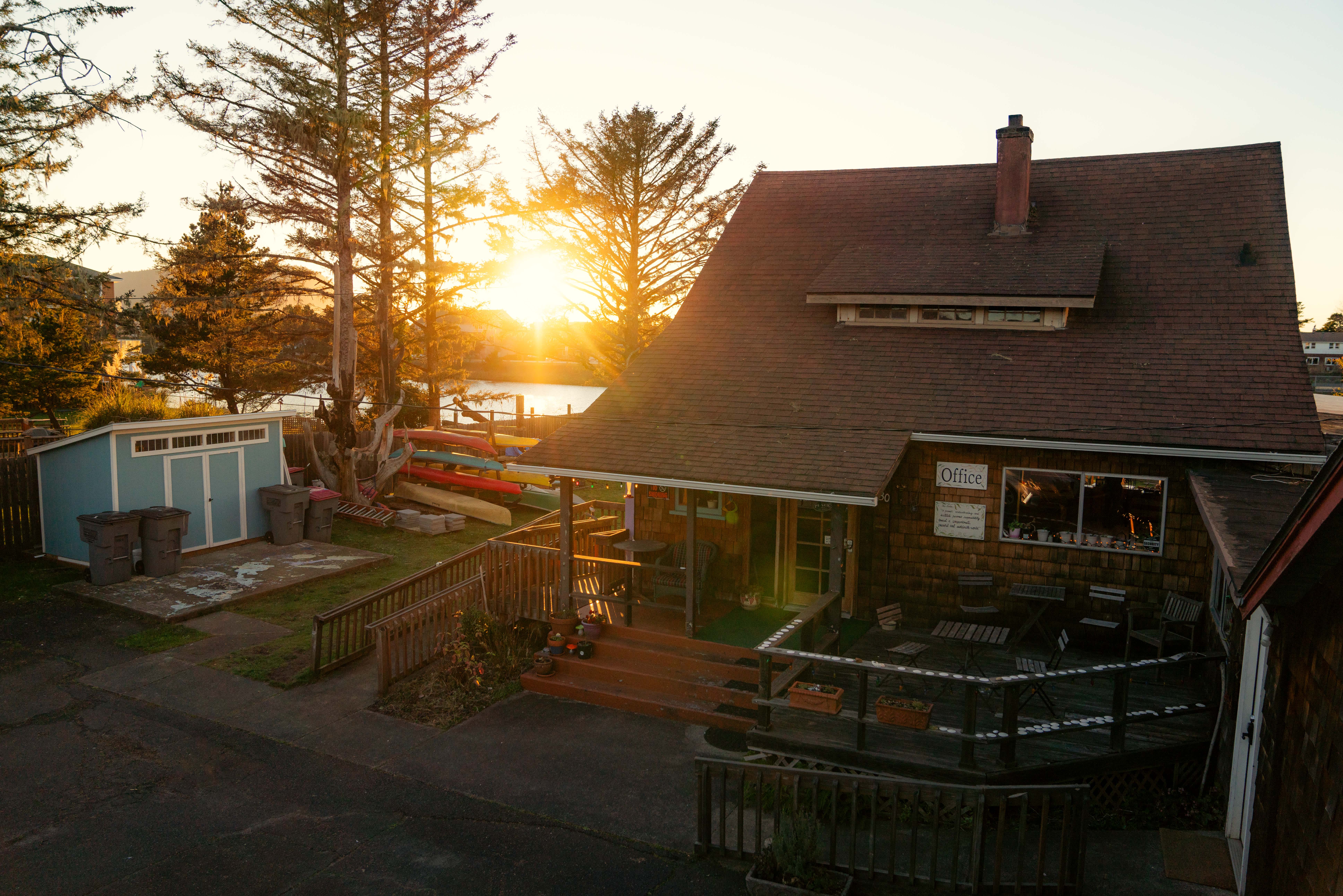 Seaside International Lodge & Hostel - 시사이드