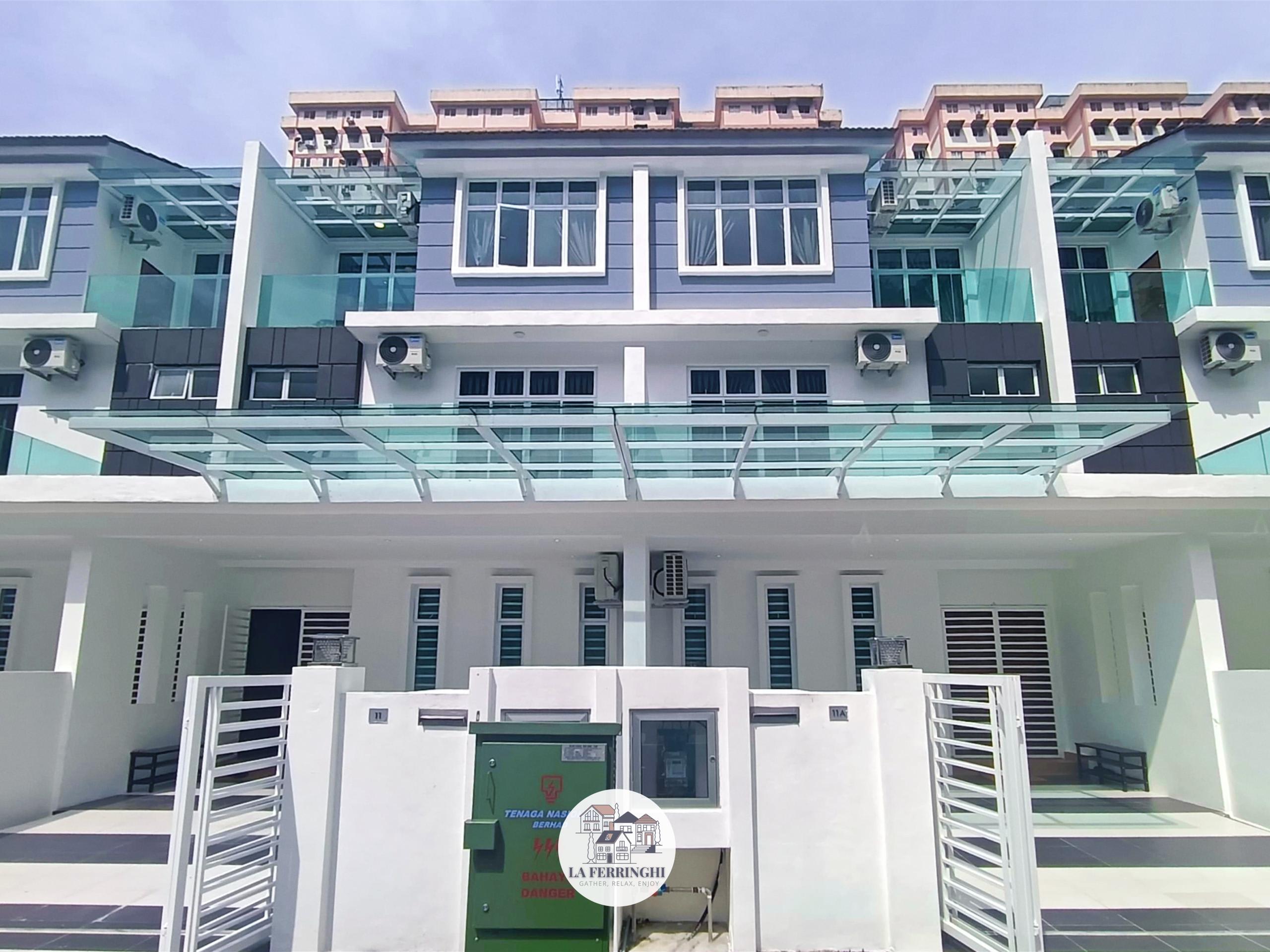 La Ferringhi Guesthouse By Luvit Stay - Batu Ferringhi