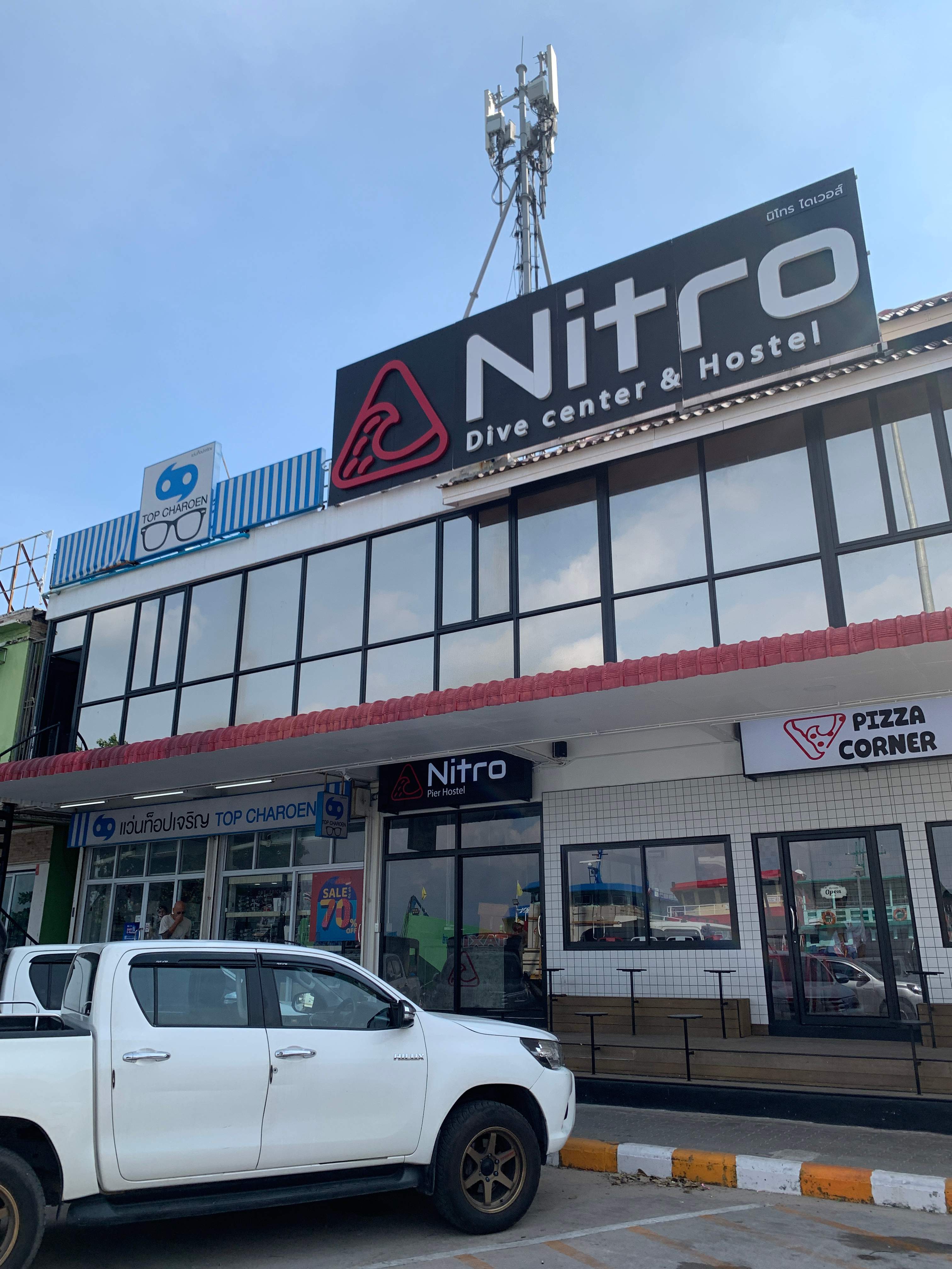 Nitro Pier Hostel - Ko Tao