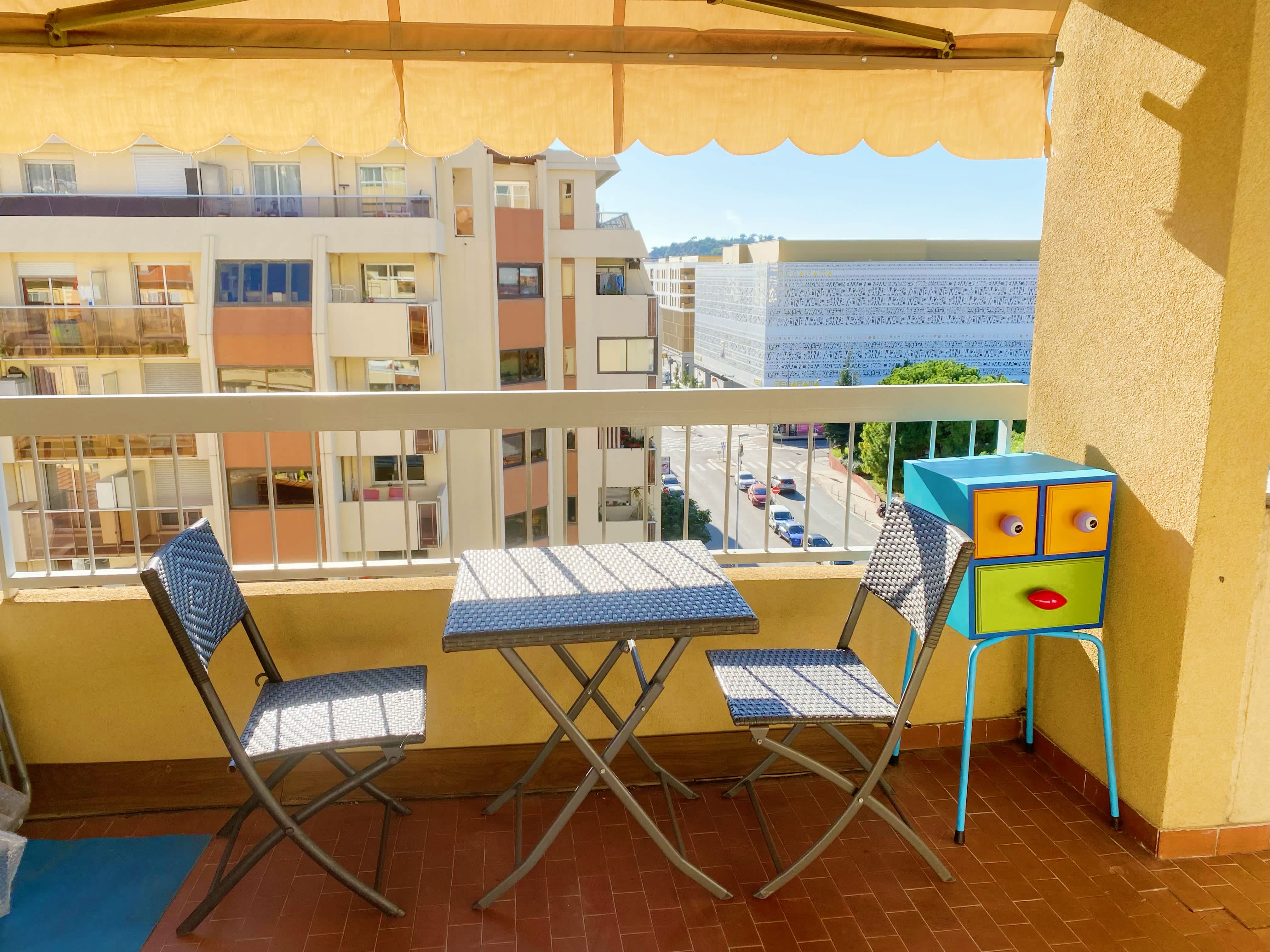Budget-friendly Bunk/shared Room - Nizza