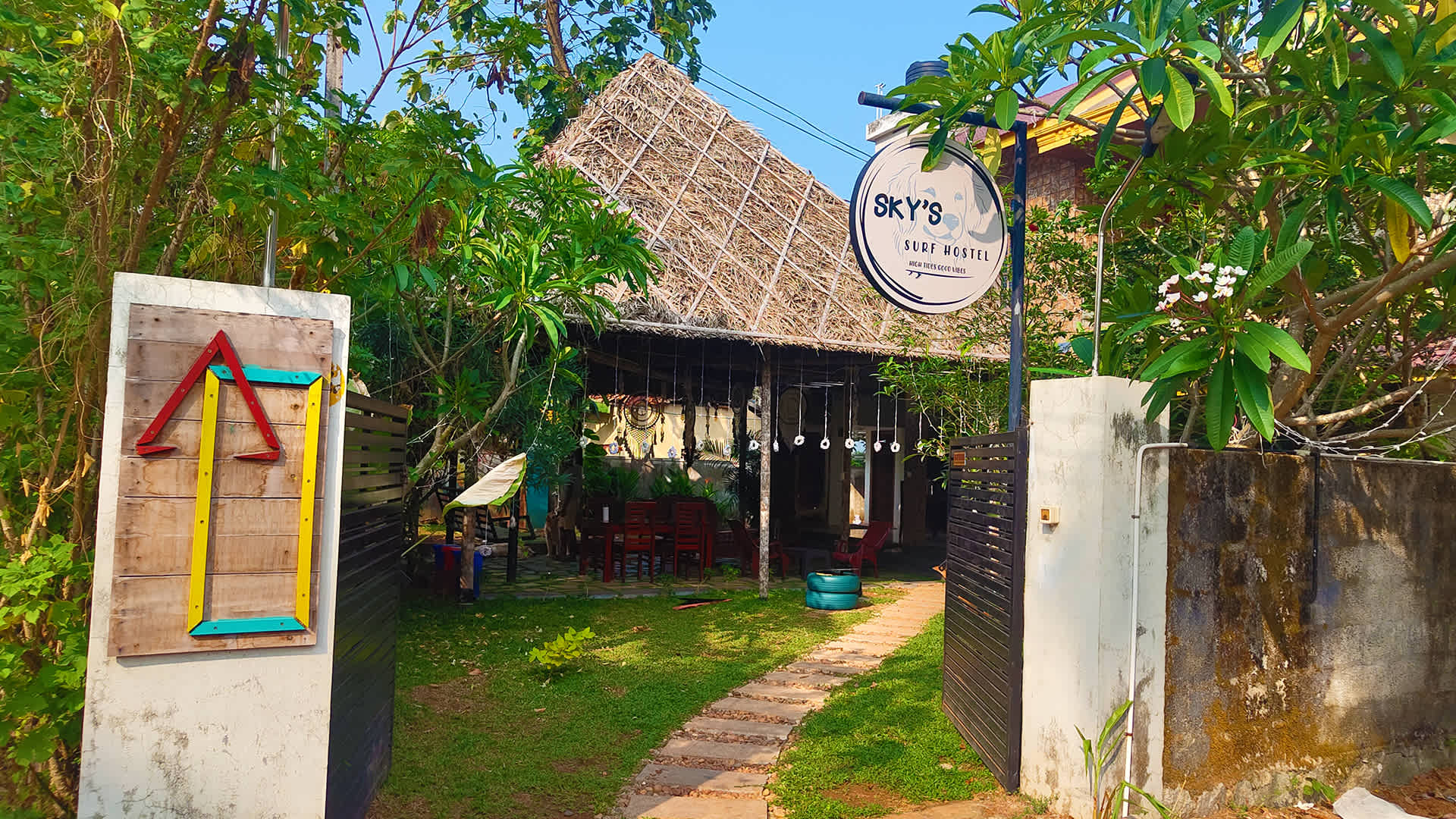 Sky's Surf Hostel - Varkala
