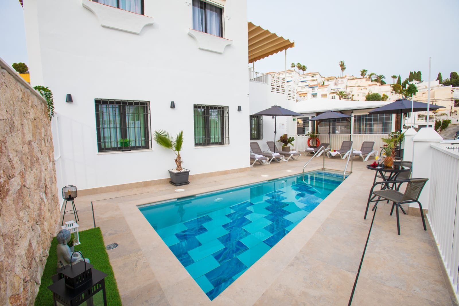 Boutique Rooms Playa Burriana - Nerja