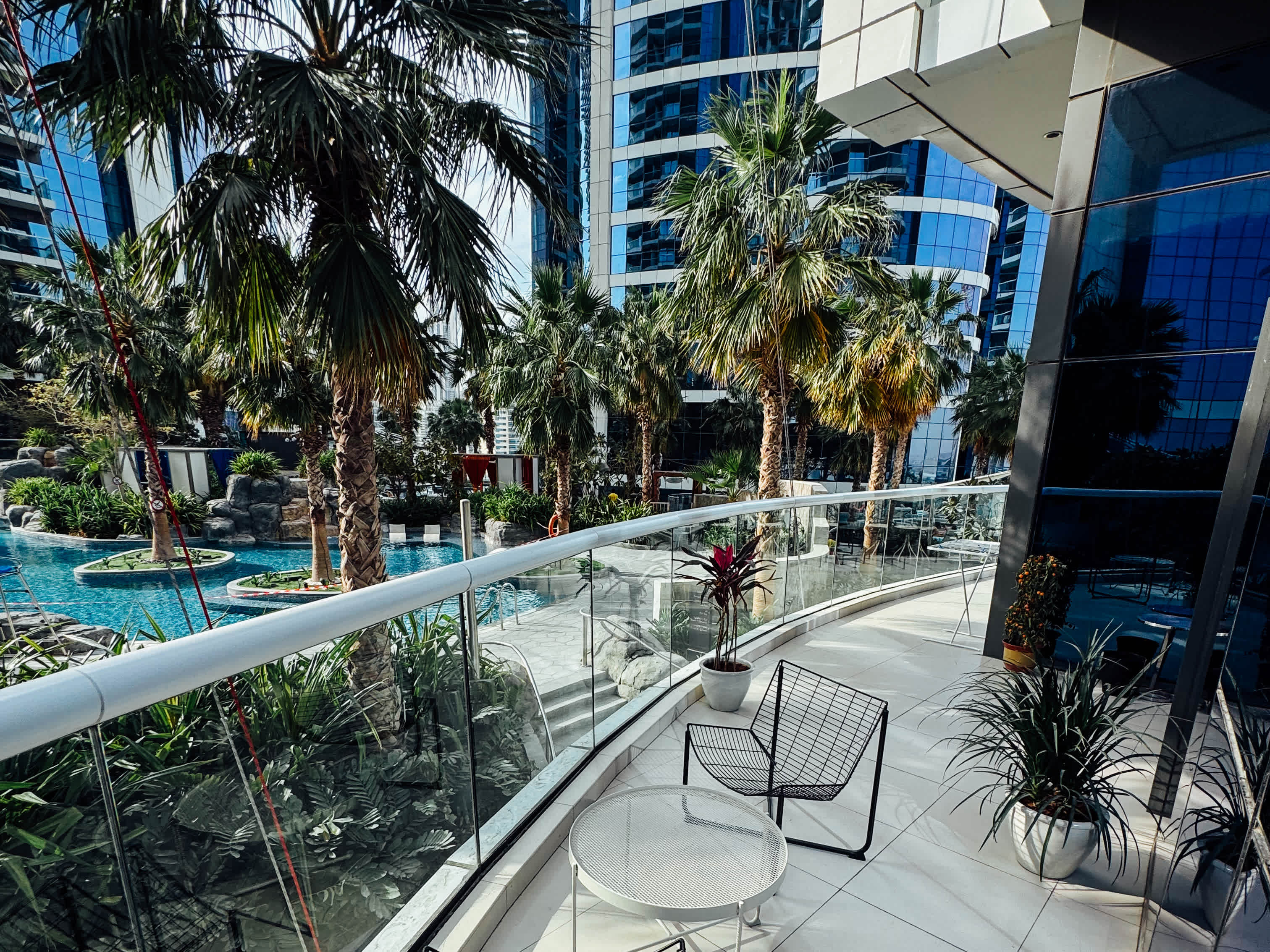 Grapeful Stay – Luxury Hostel Paramount Tower Business Bay - 두바이