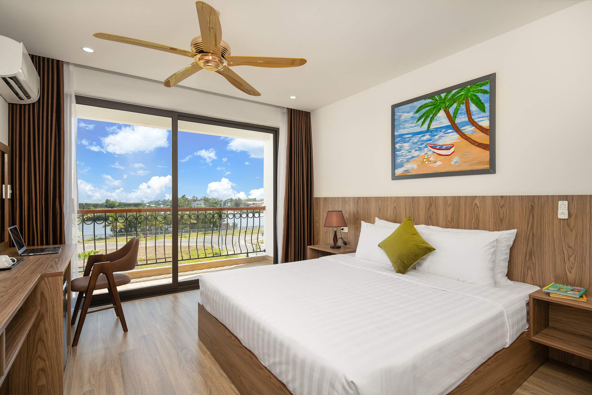 1 Stop Vivi An Bang Beach Hostel - Hội An