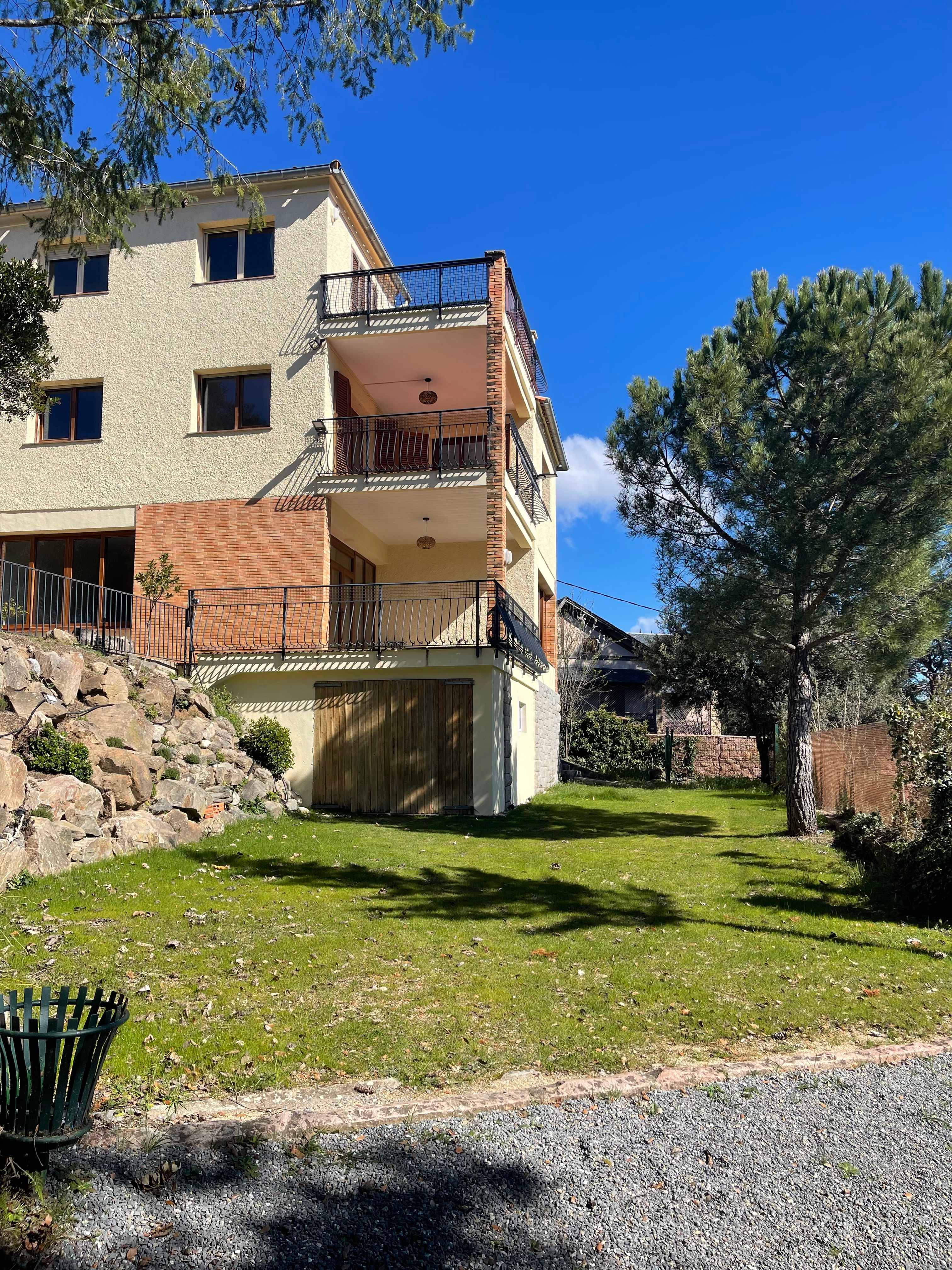 Cubez Hostal Viladrau - Girona