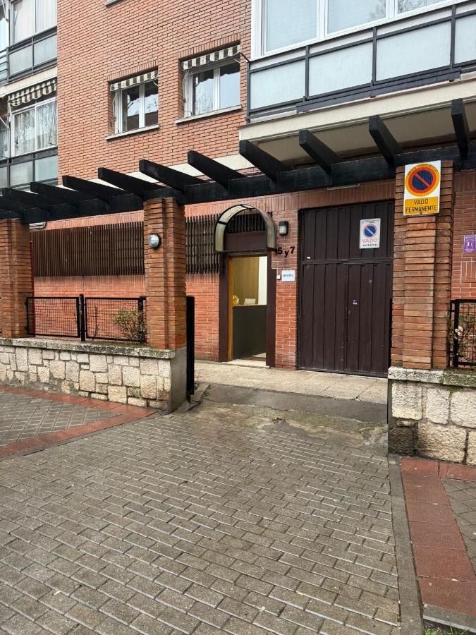 Hostel Puerta Del ÁNgel - Madrid