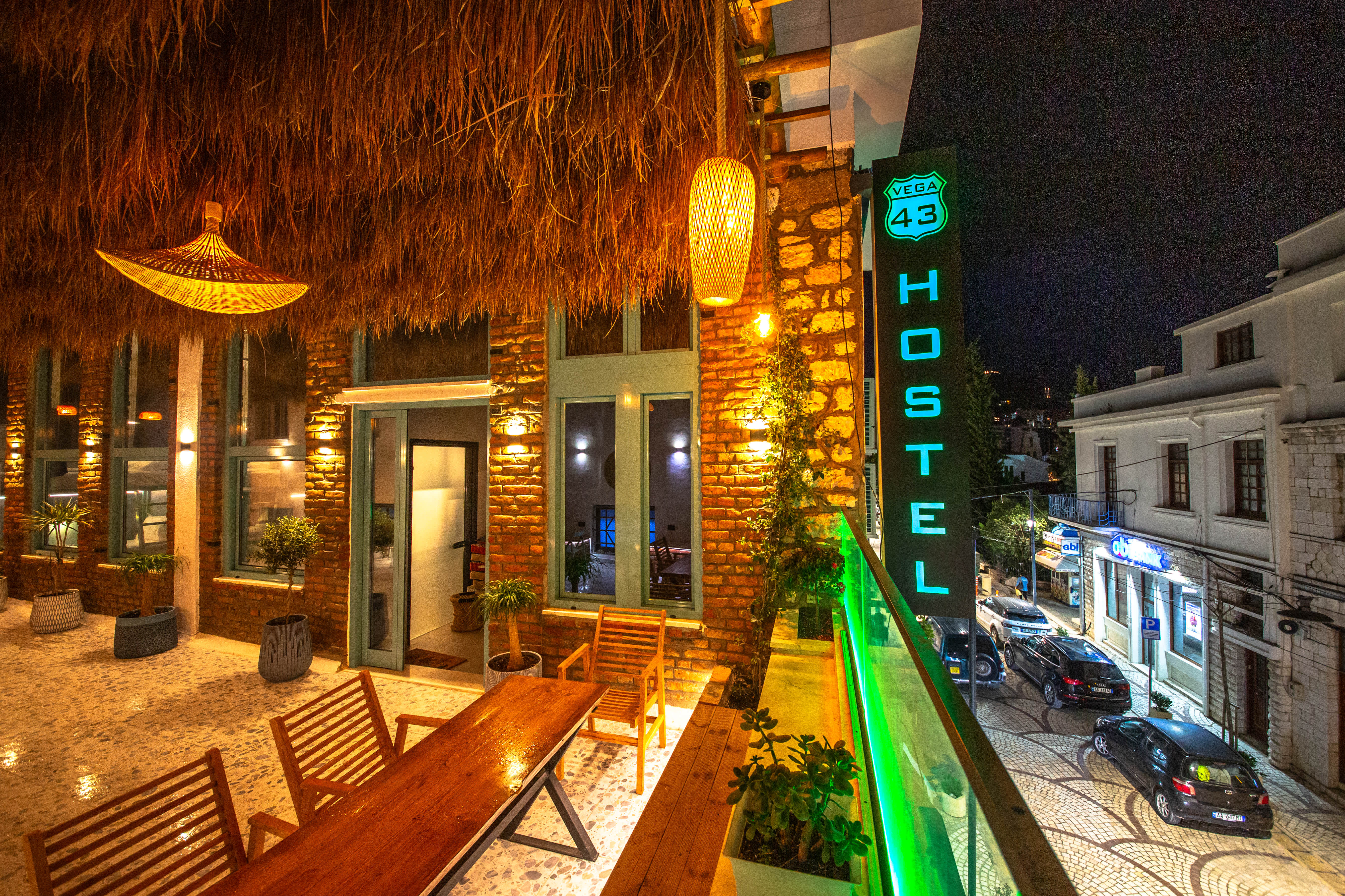 Vega 43 Hostel - Sarandë