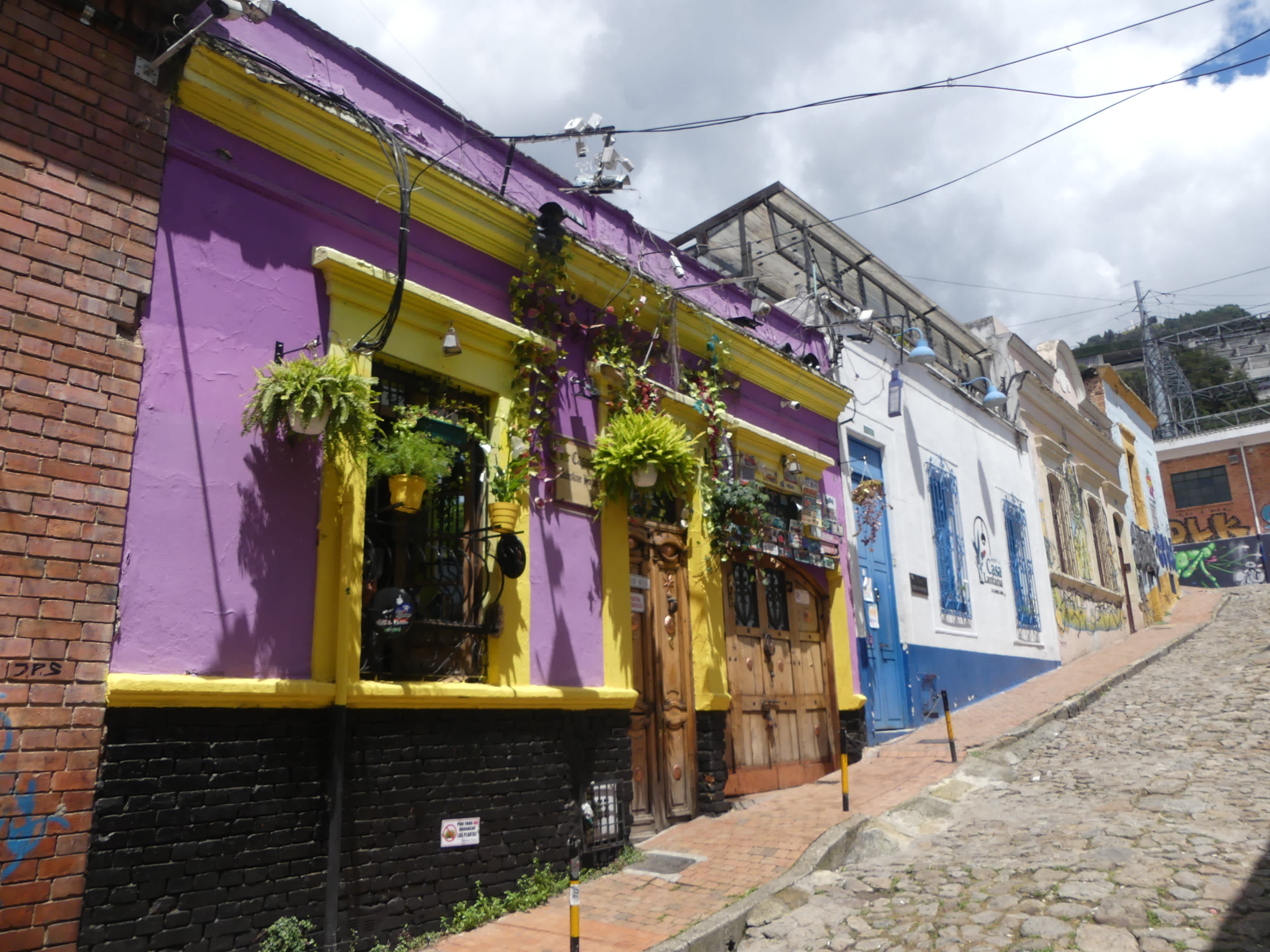 Hanoi - Bogota