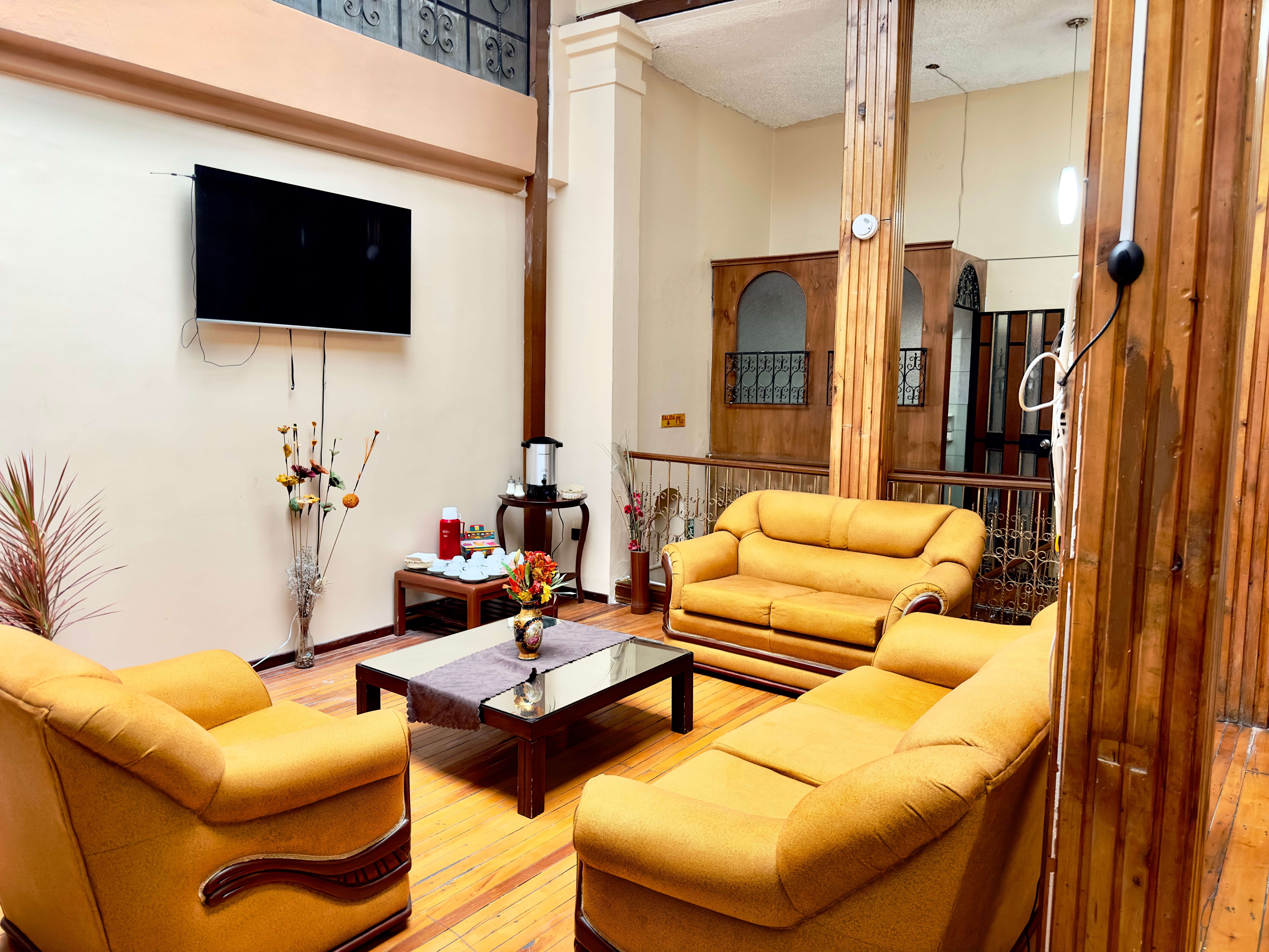 Travel House - Quito