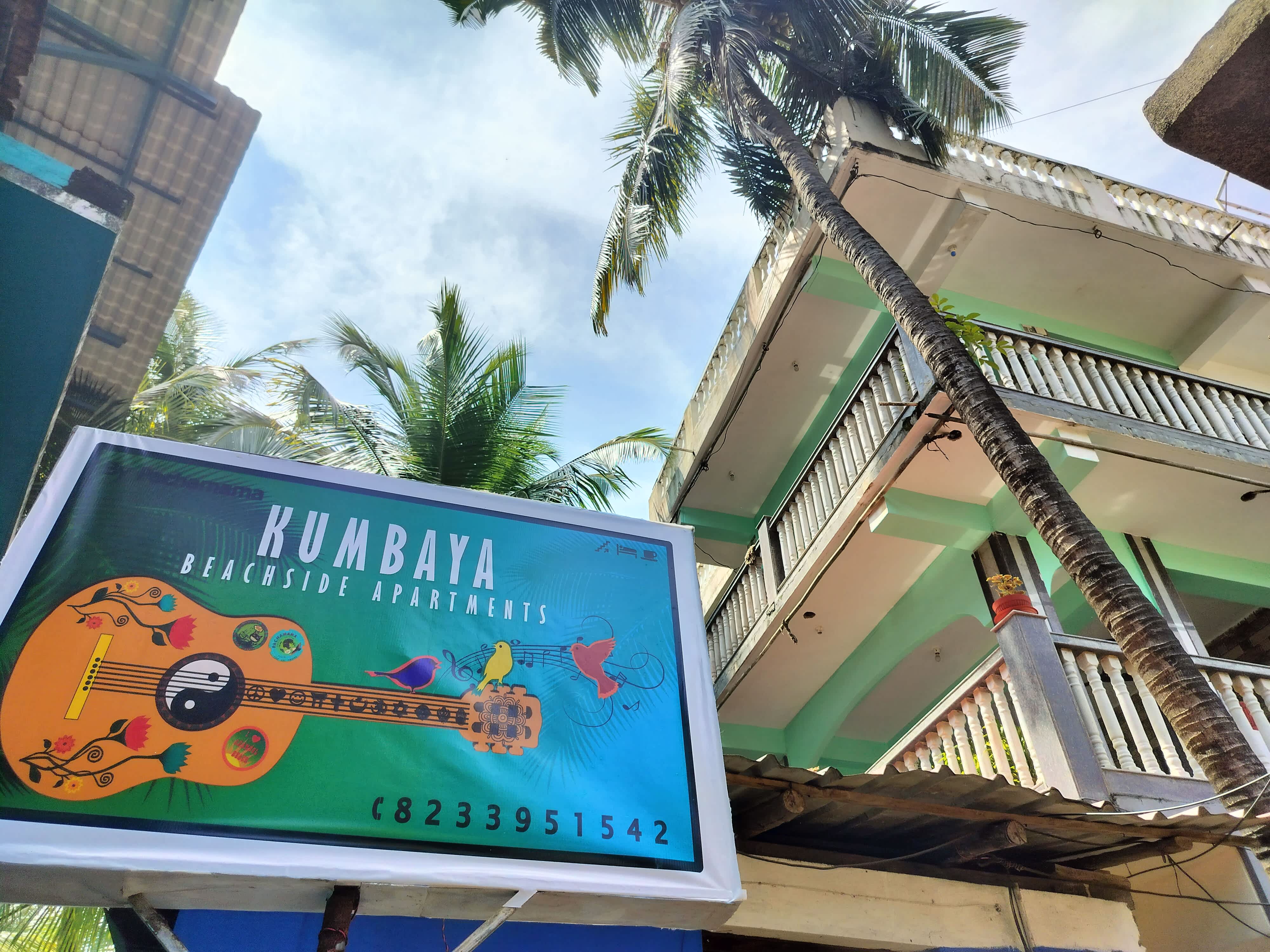 Kumbaya Beachside Hostel & Apartments - Goa