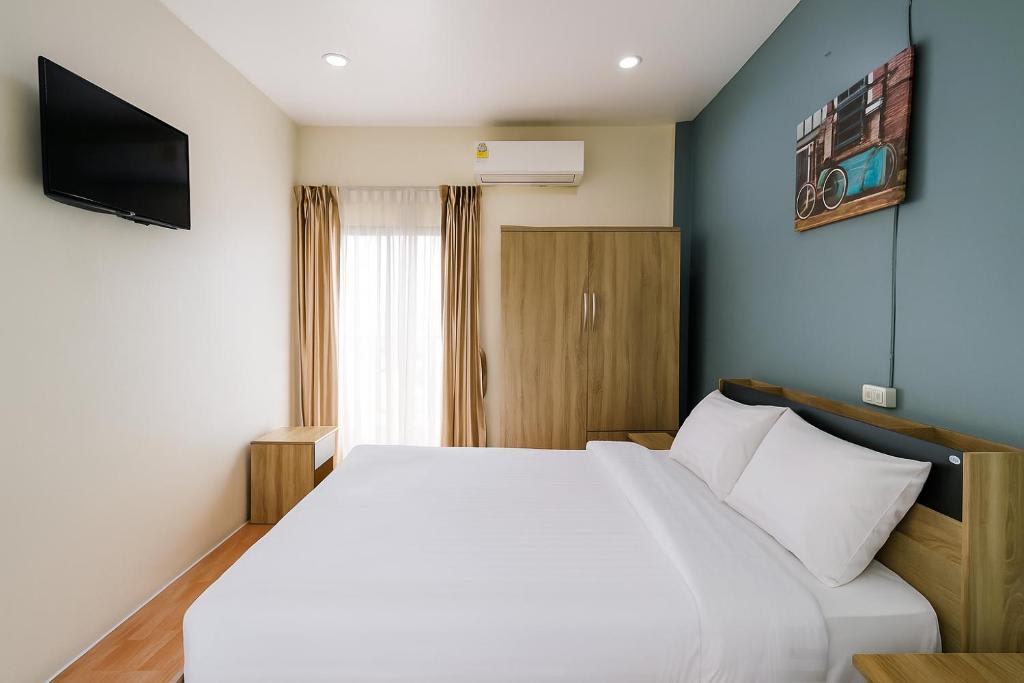 Sundiva - Patong Beach