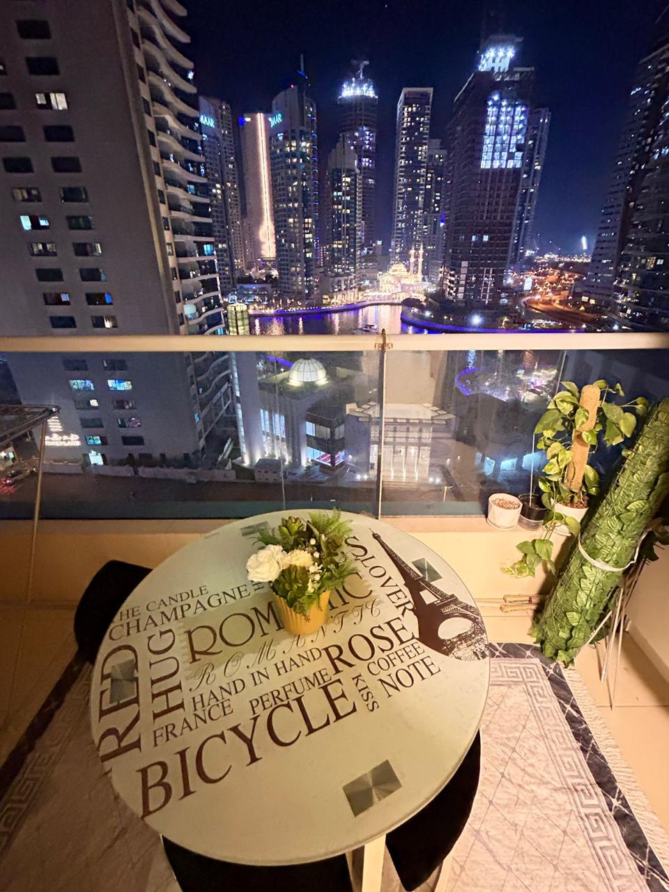 Gomars - Dubai Marina