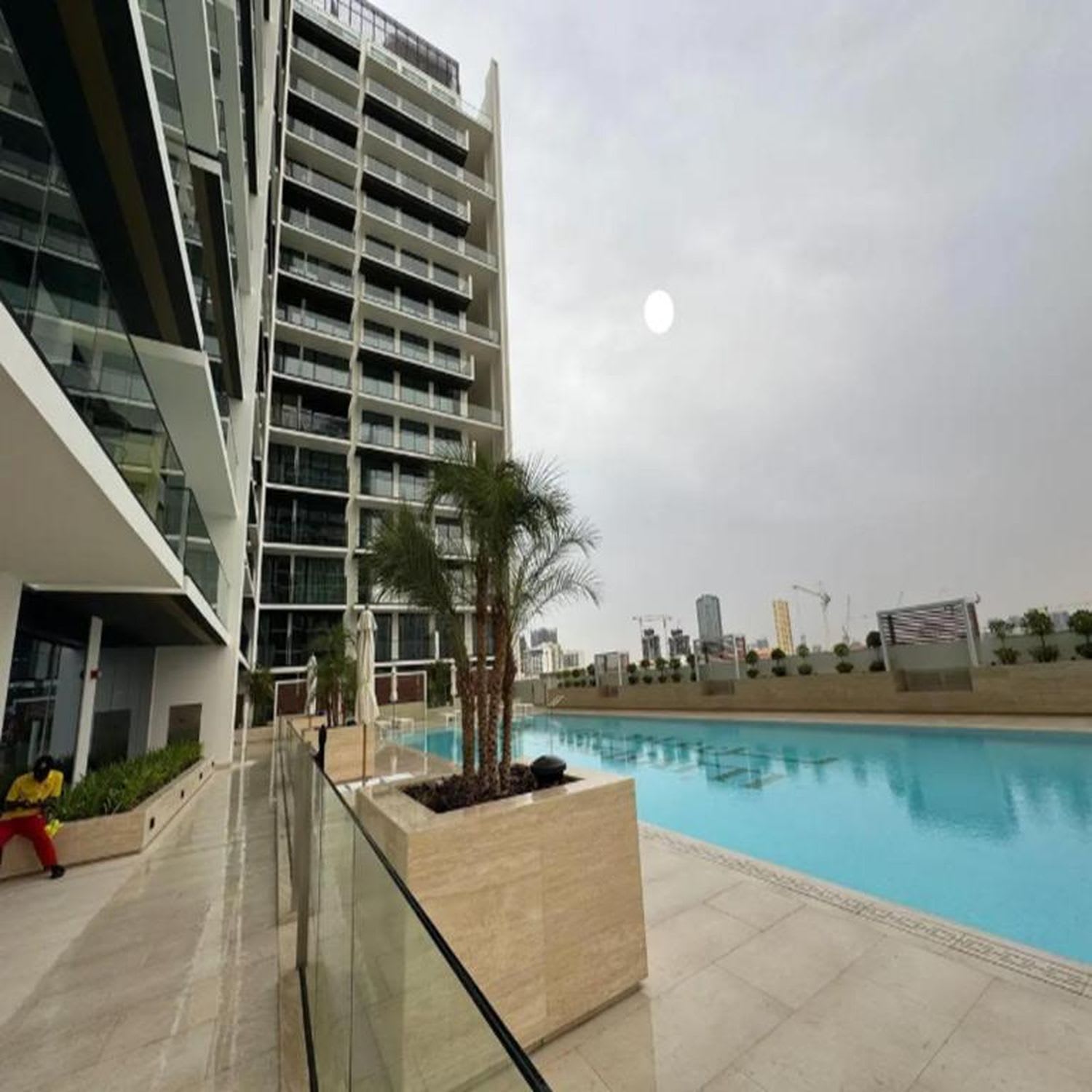 Luxurious Belvilla 1br Jvc With Pool, Gym & Bbq - 