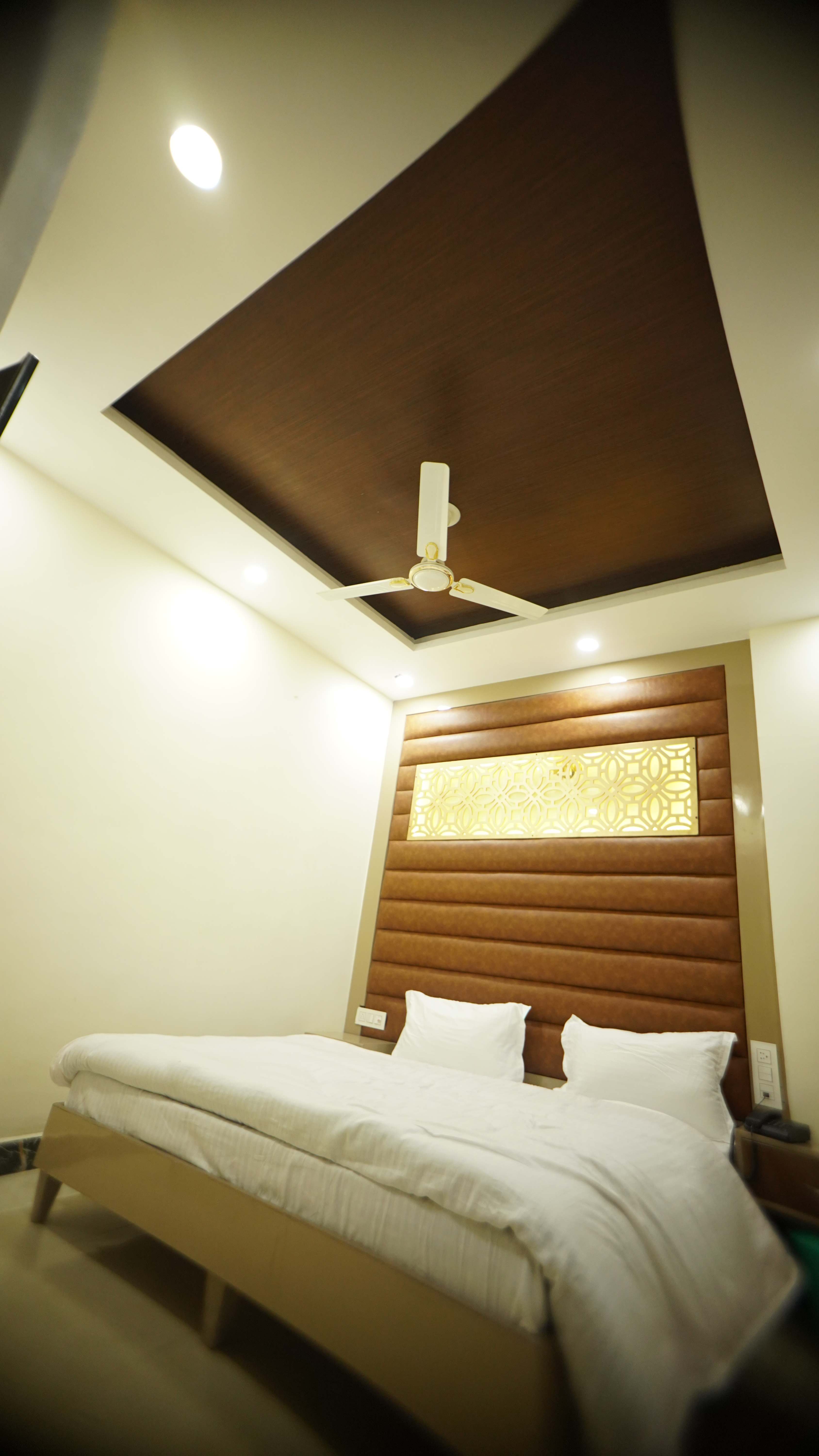 Hotel Soluxe - Yamuna Nagar