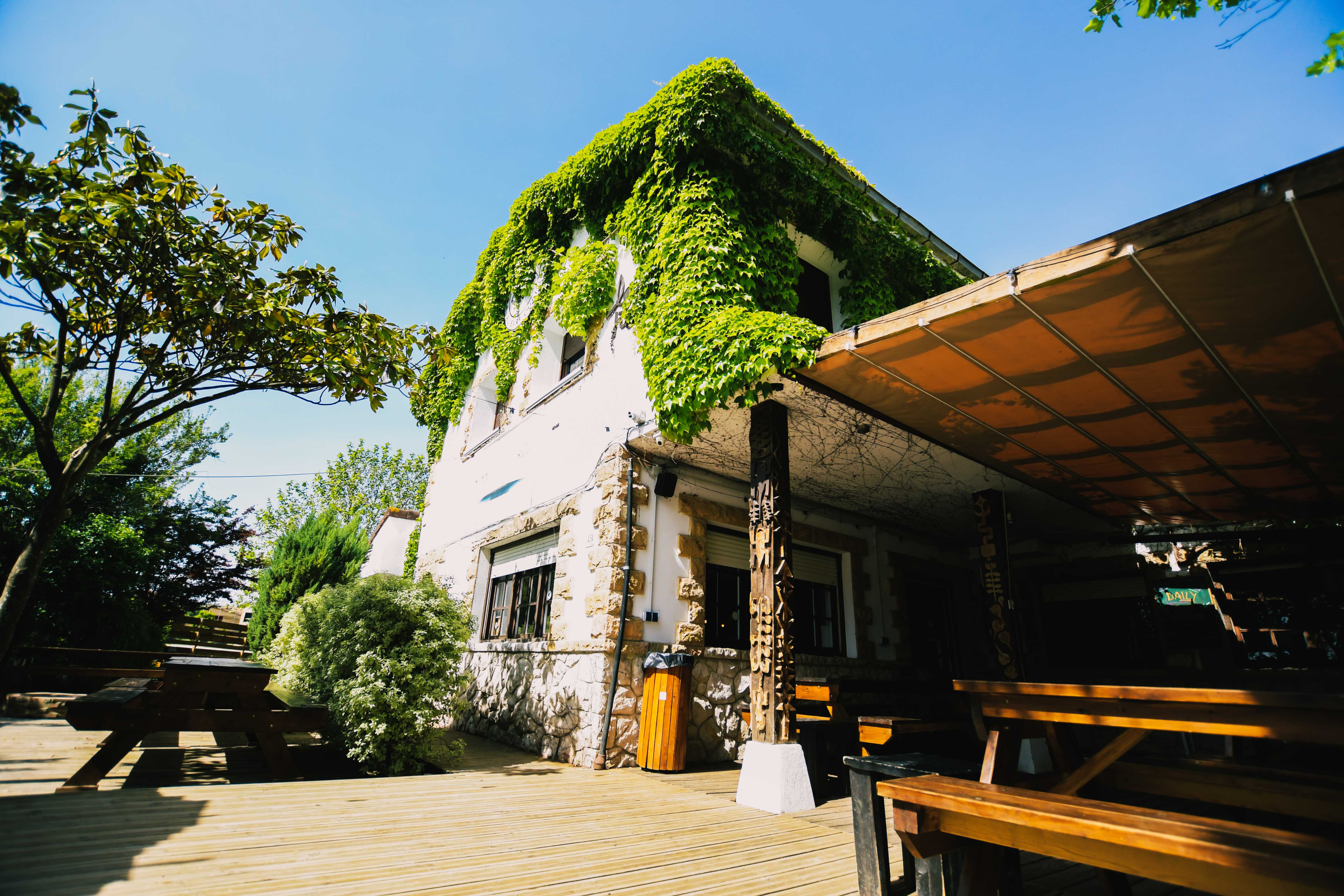 Latas Surf House - Cantabria