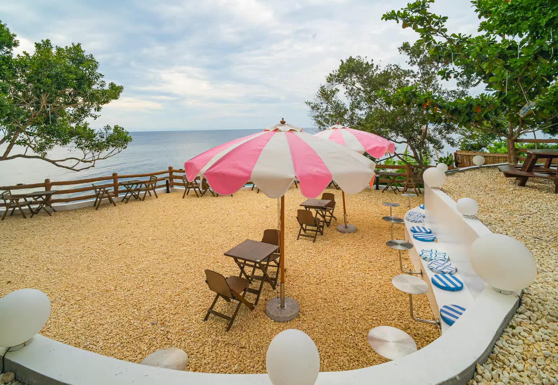 Madeline Paradise Resort - Panglao