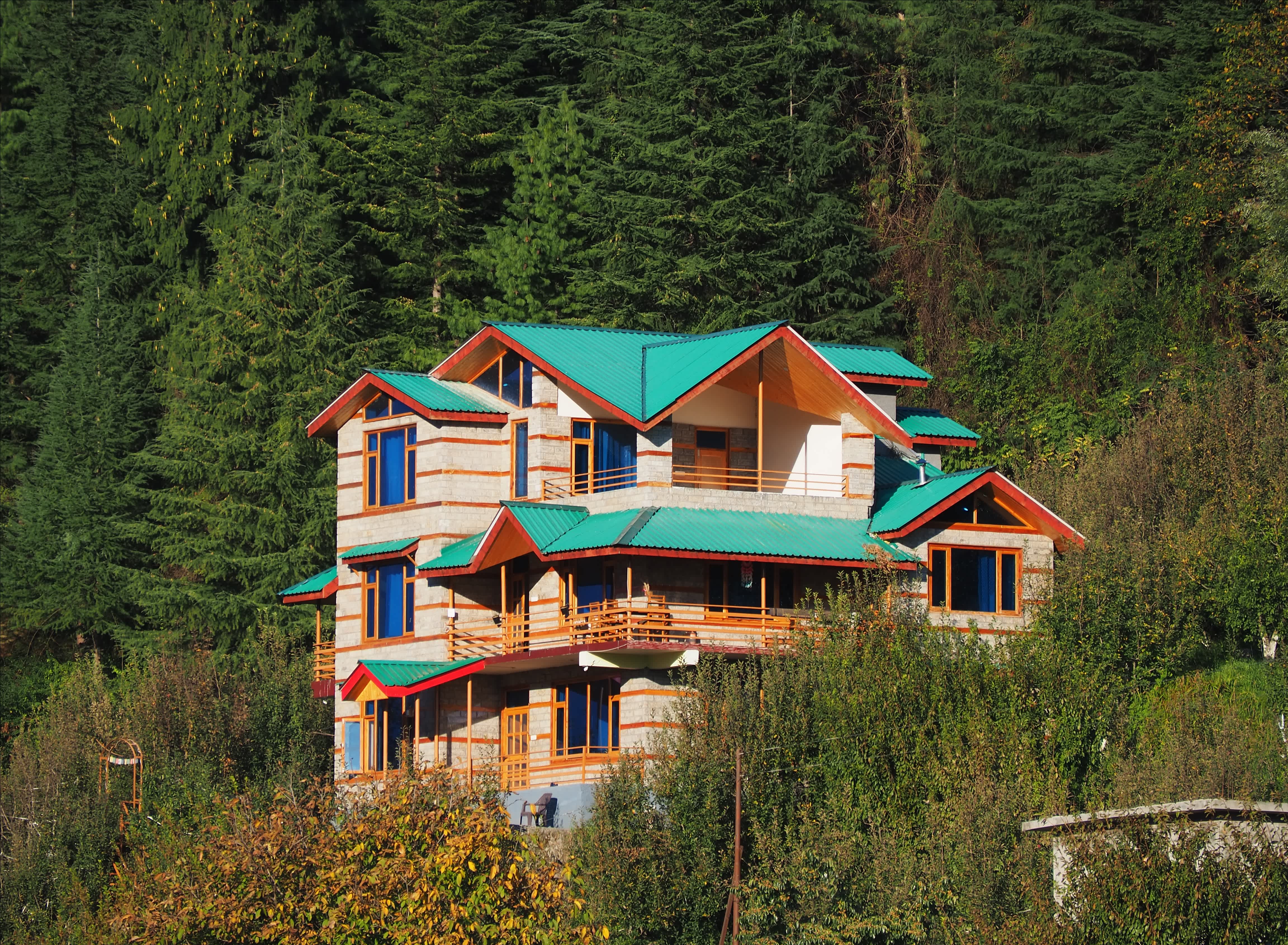 Nature's Retreat Manali - Himachal Pradesh