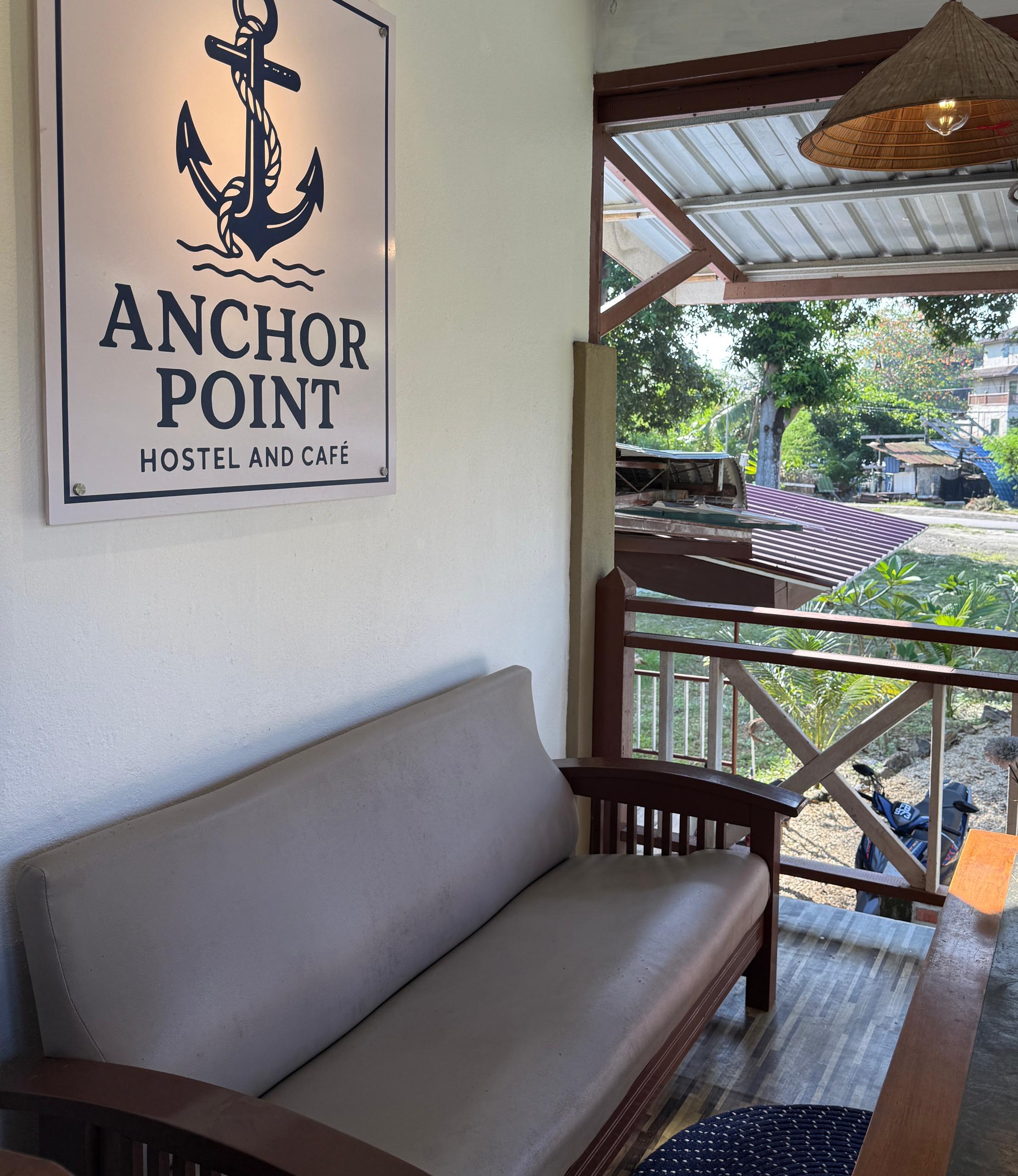 Anchor Point Hostel & Cafe - Pantai Cenang