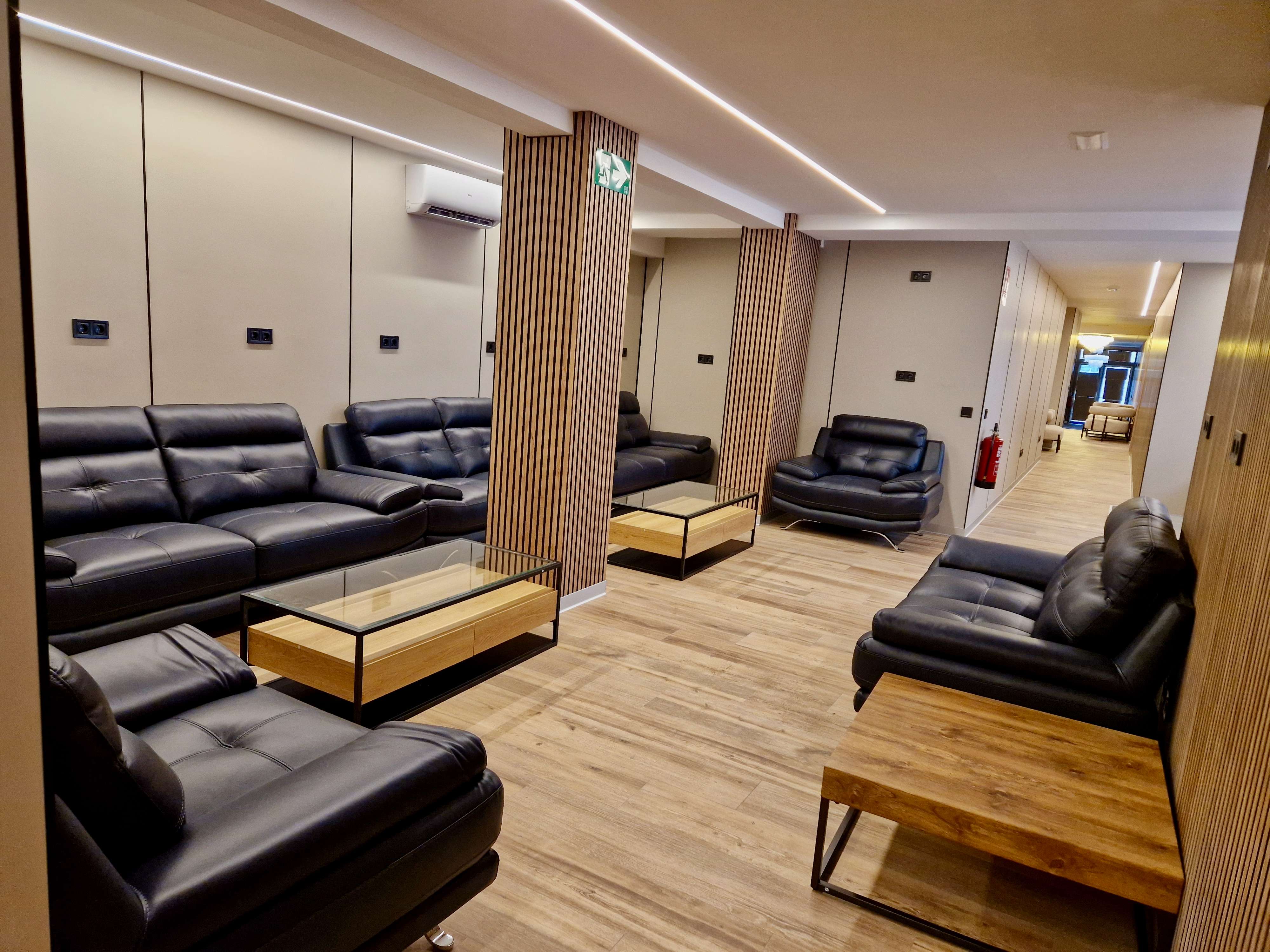 Velvet Hostel Business - Madrid