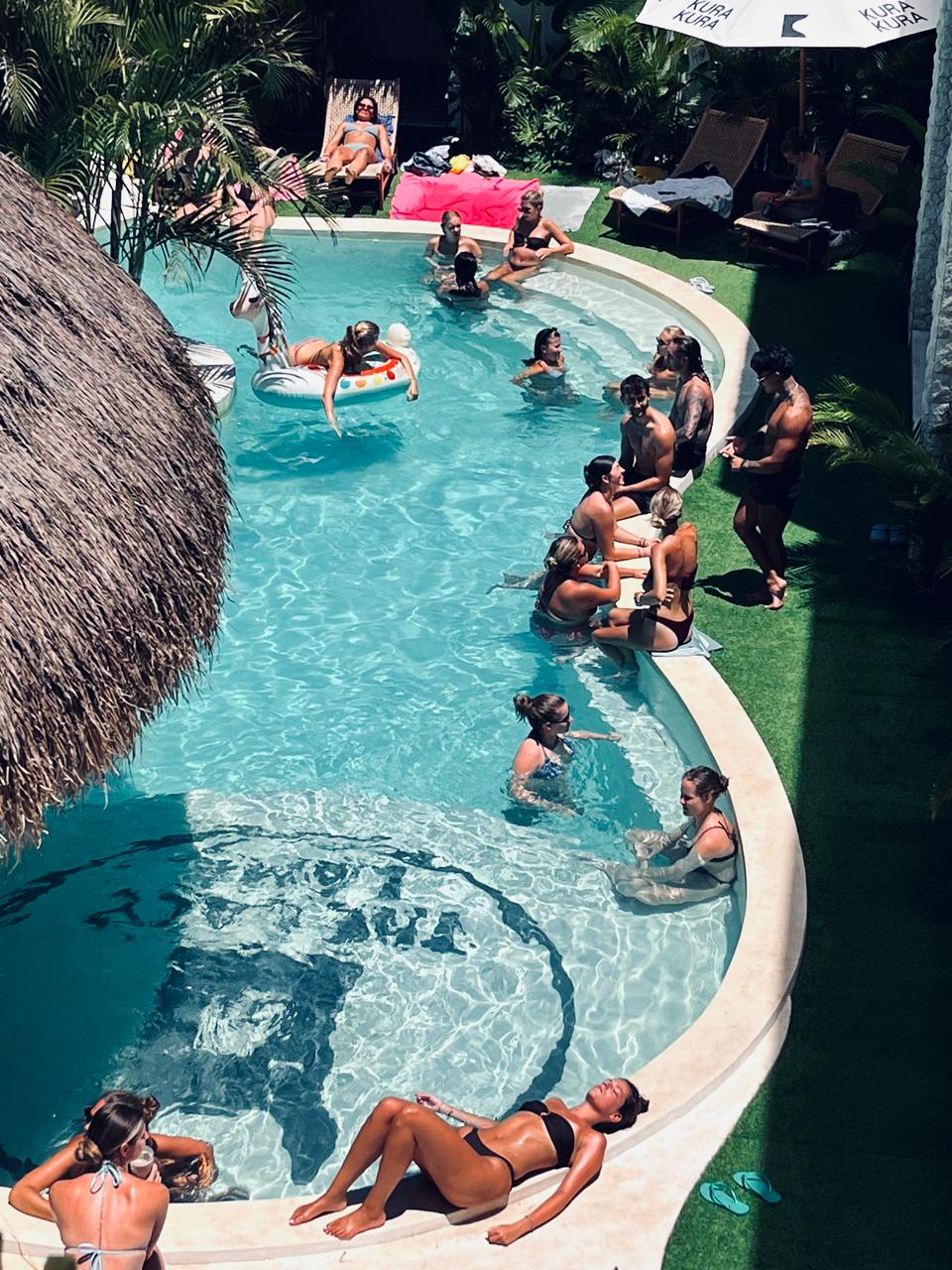 The Lazy Lama Hostel Uluwatu - Uluwatu