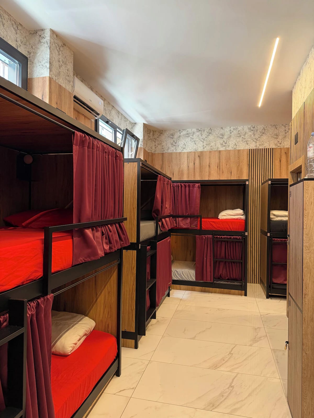 Senda Hostel Retiro - Madrid