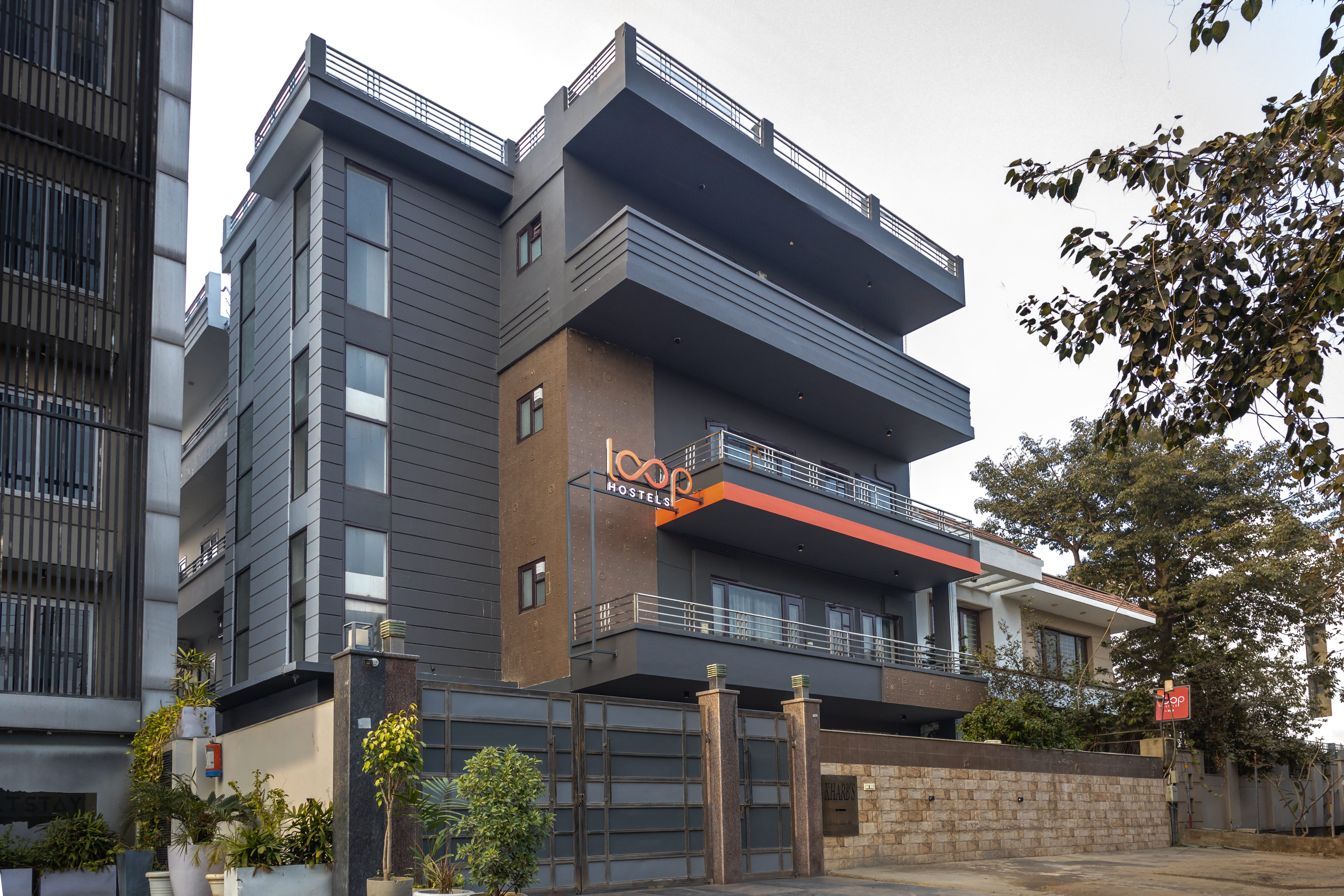 Loop By Zolo Baani Square, Gurugram - Gurugram