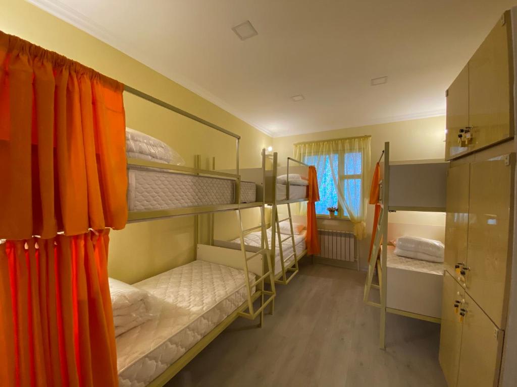 Santorini Hotel & Hostel - Yerevan