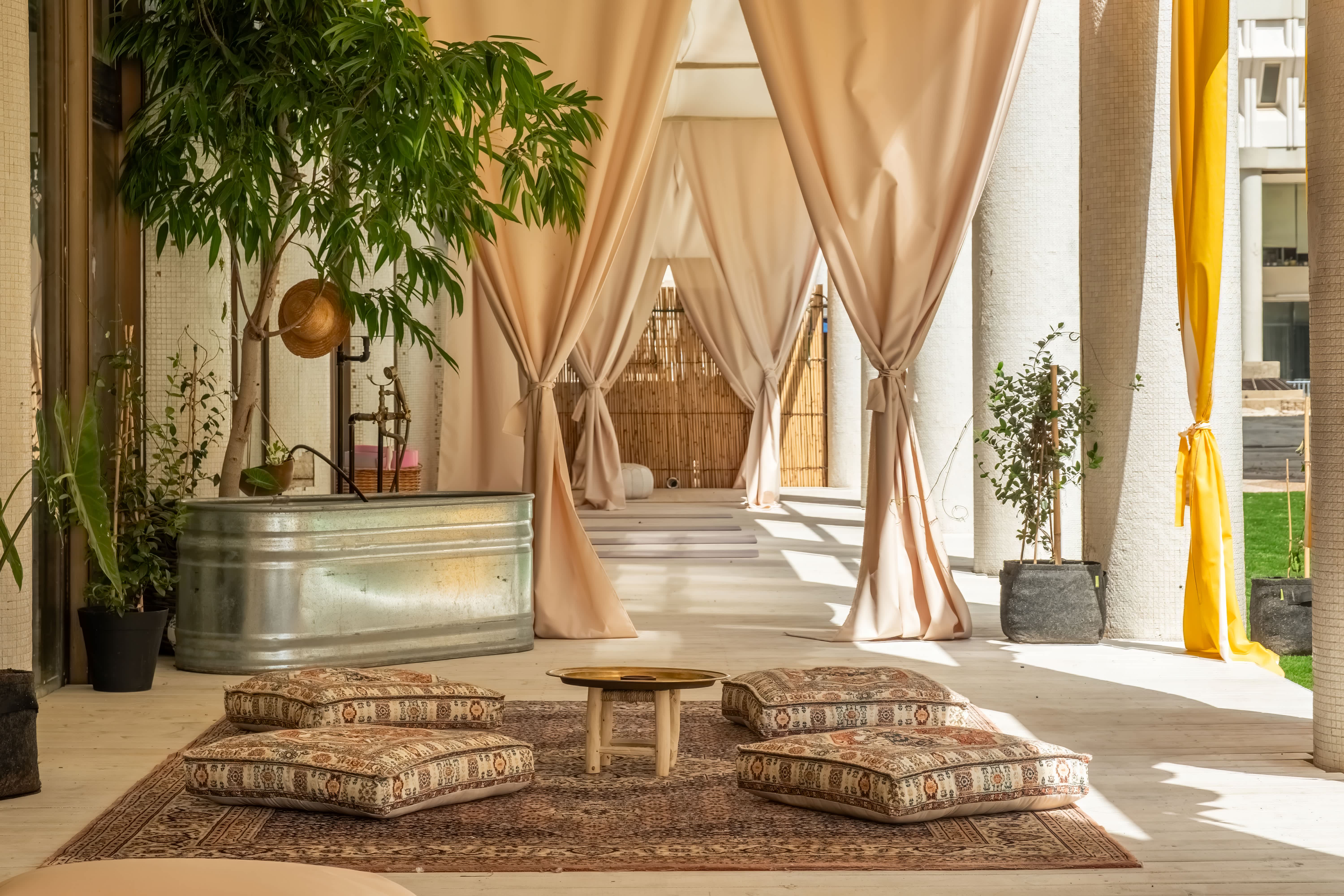 Wom Beach Pod Hotel - Tel Aviv-Yafo