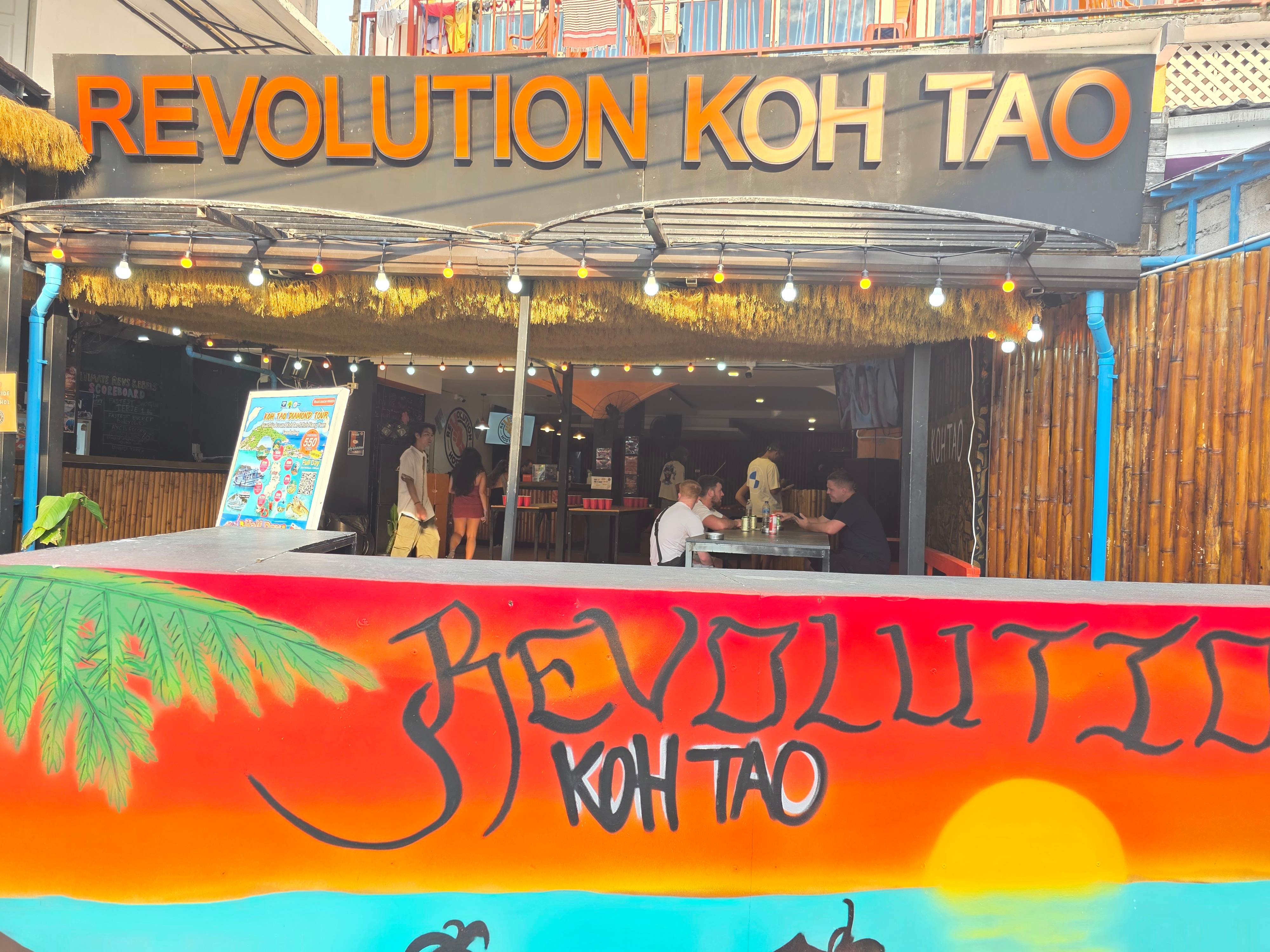 Revolution Hostel Koh Tao - Ko Tao