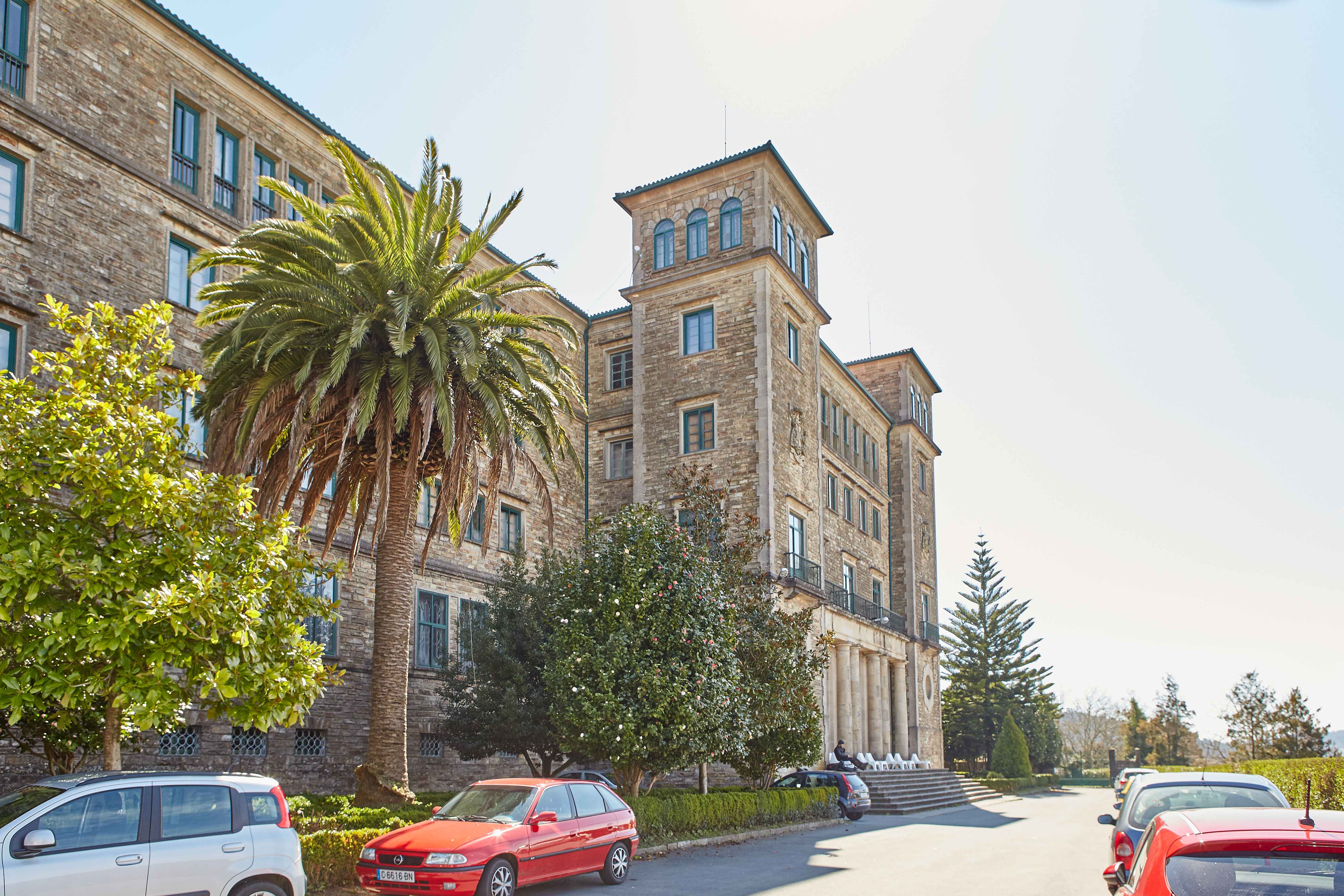 Hostal Seminario Menor - Santiago de Compostela
