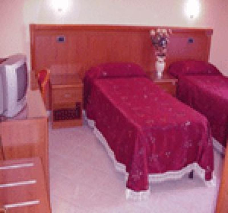 Hotel Starlight in Rome, Italy - Book Budget Hotels with Hostelworld.com